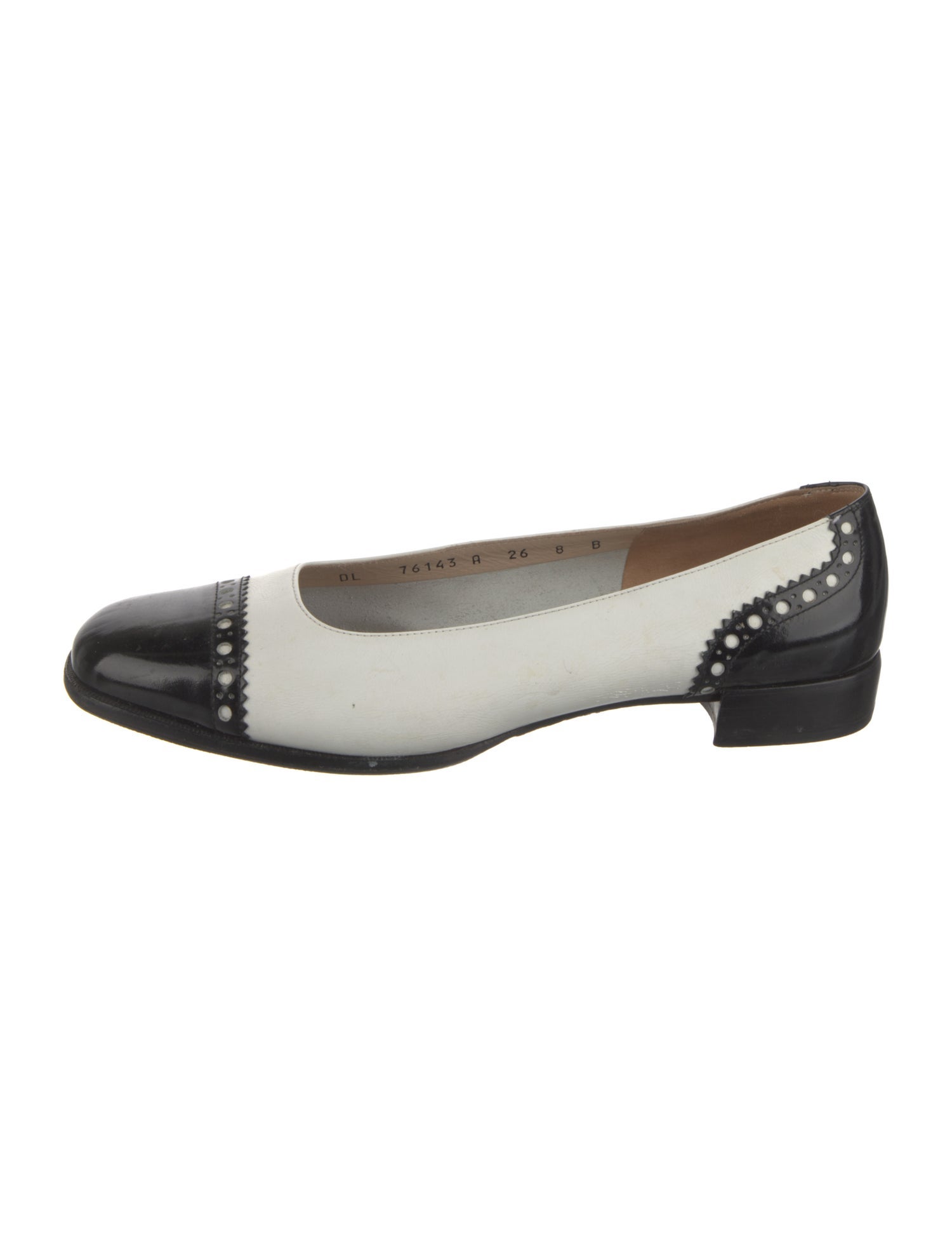 Salvatore Ferragamo Leather Colorblock Pattern Ballet Flats - White ...