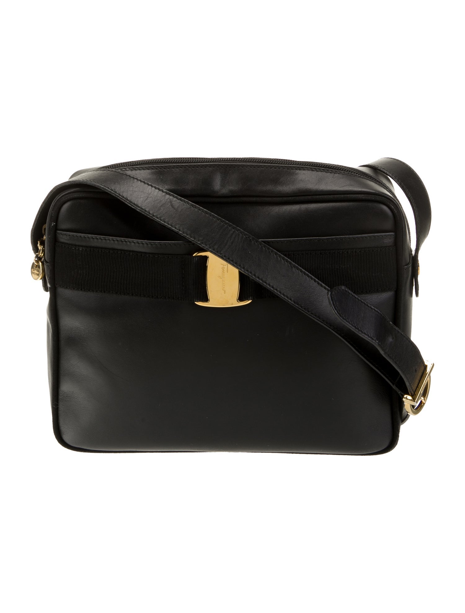 Salvatore Ferragamo Leather Shoulder Bag - Black Shoulder Bags ...