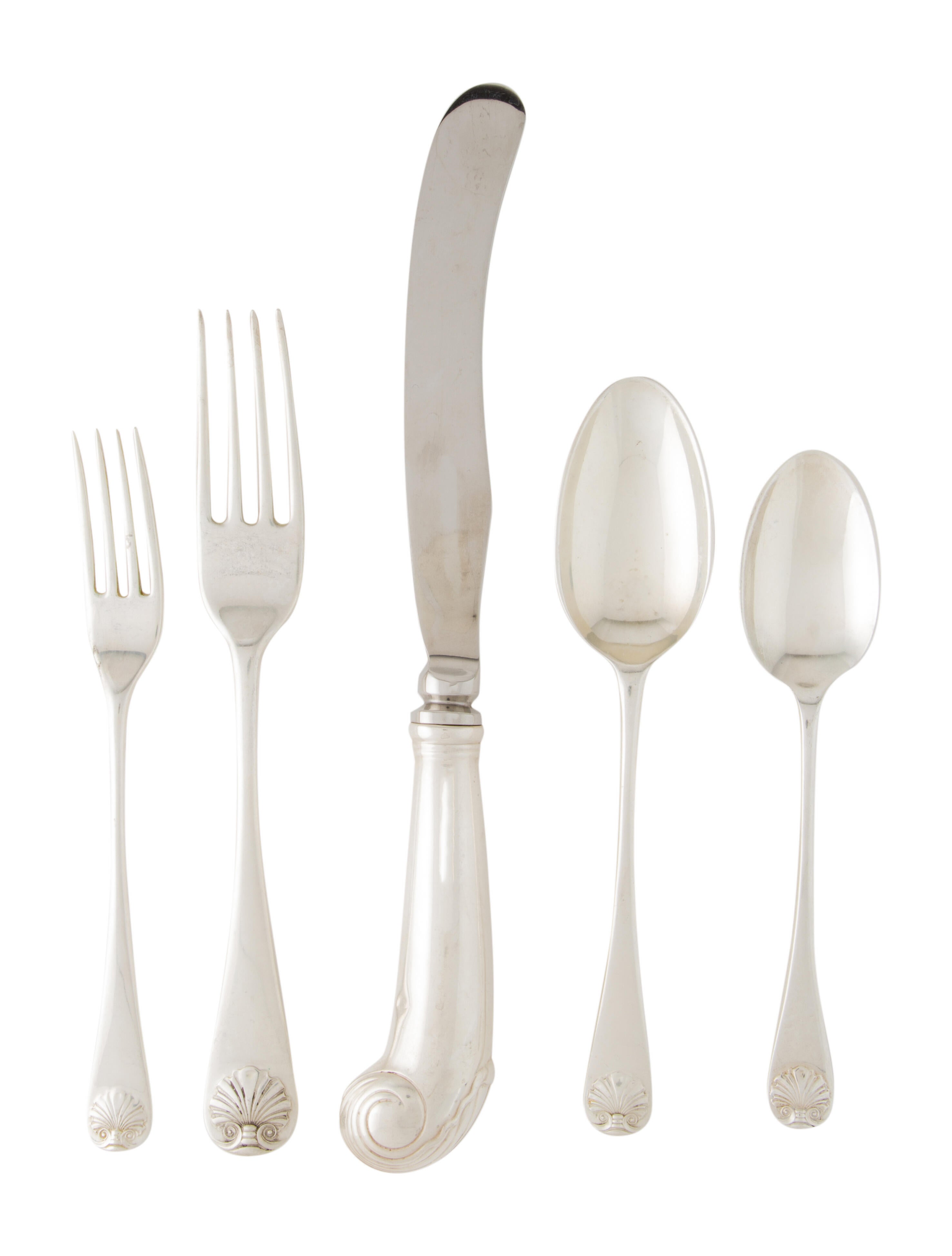 Sterling Silver 109-Piece Stieff Williamsburg Shell Flatware Set ...