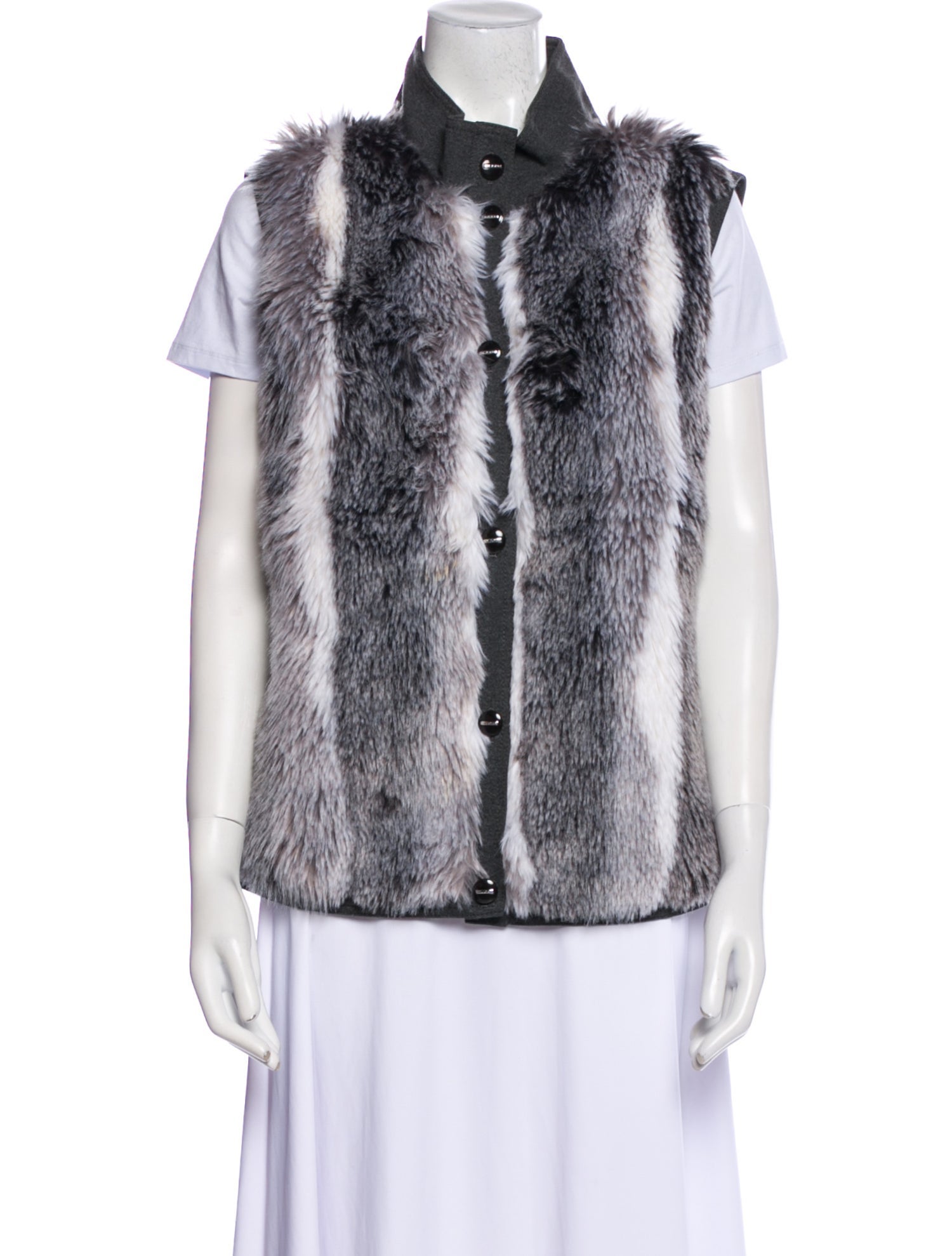 St. John Vest - Grey Jackets, Clothing - STJ286523 | The RealReal