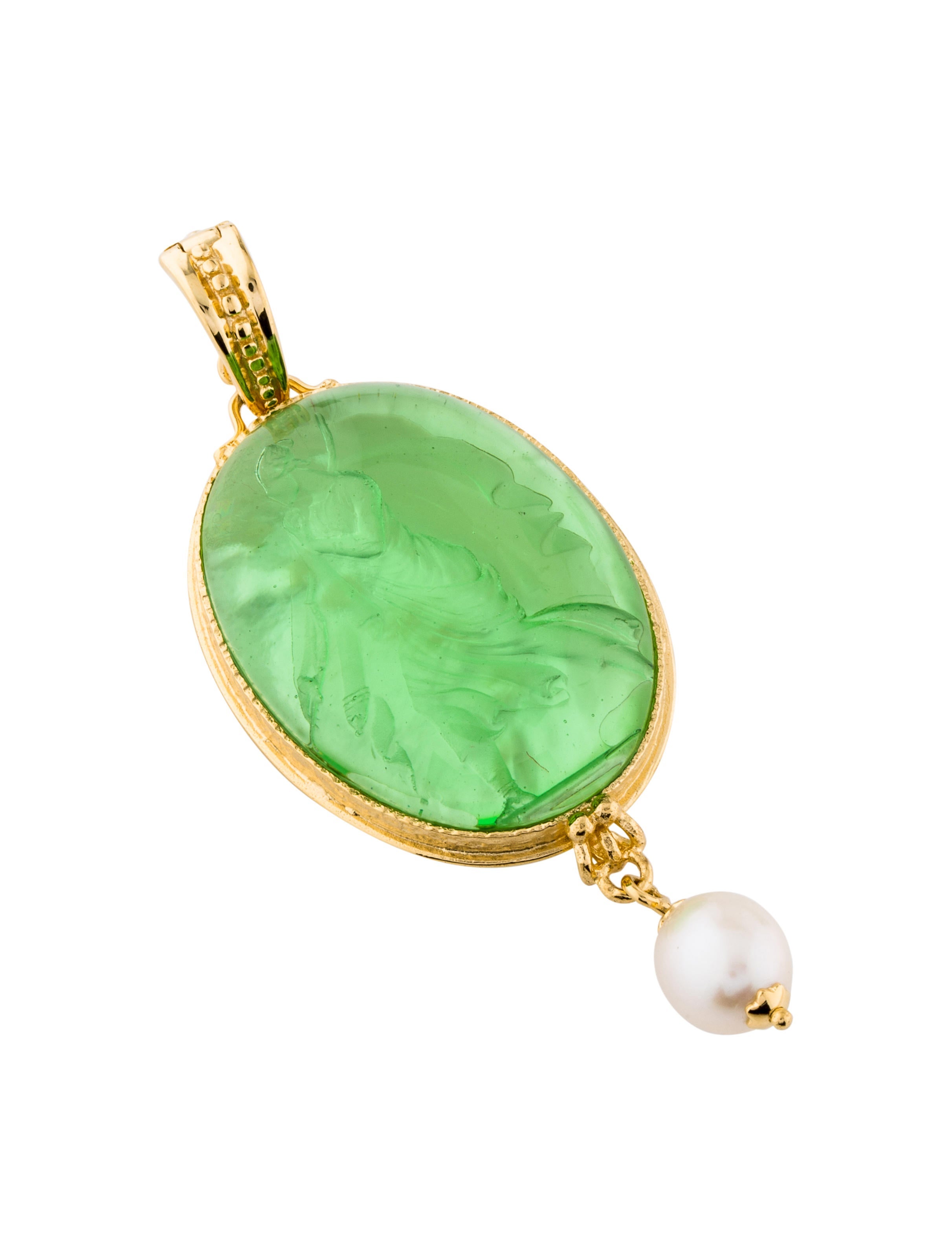 Tagliamonte Pearl & Mother of Pearl Venetian Cameo Pendant - Gold ...