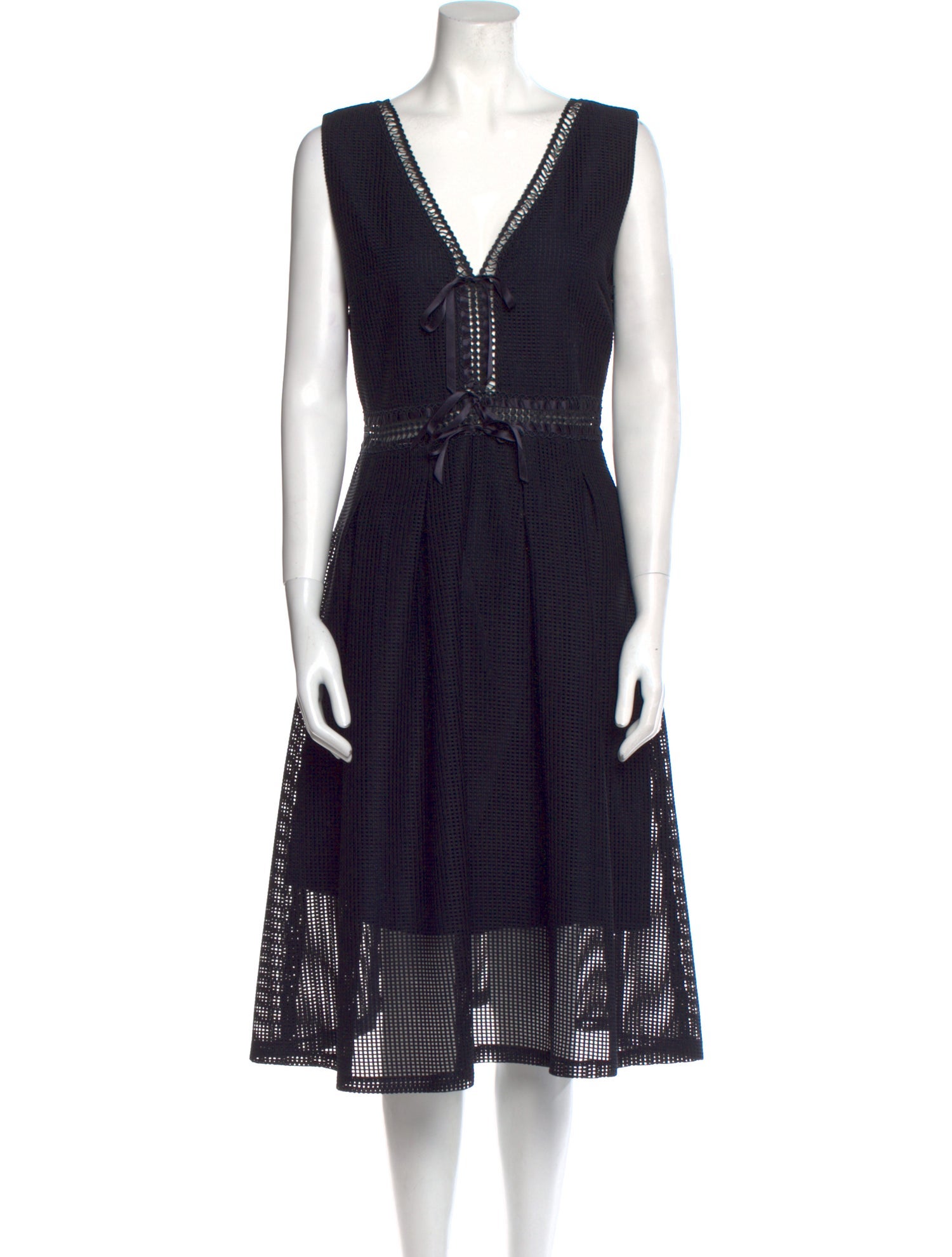 Tara Zadeh | The RealReal