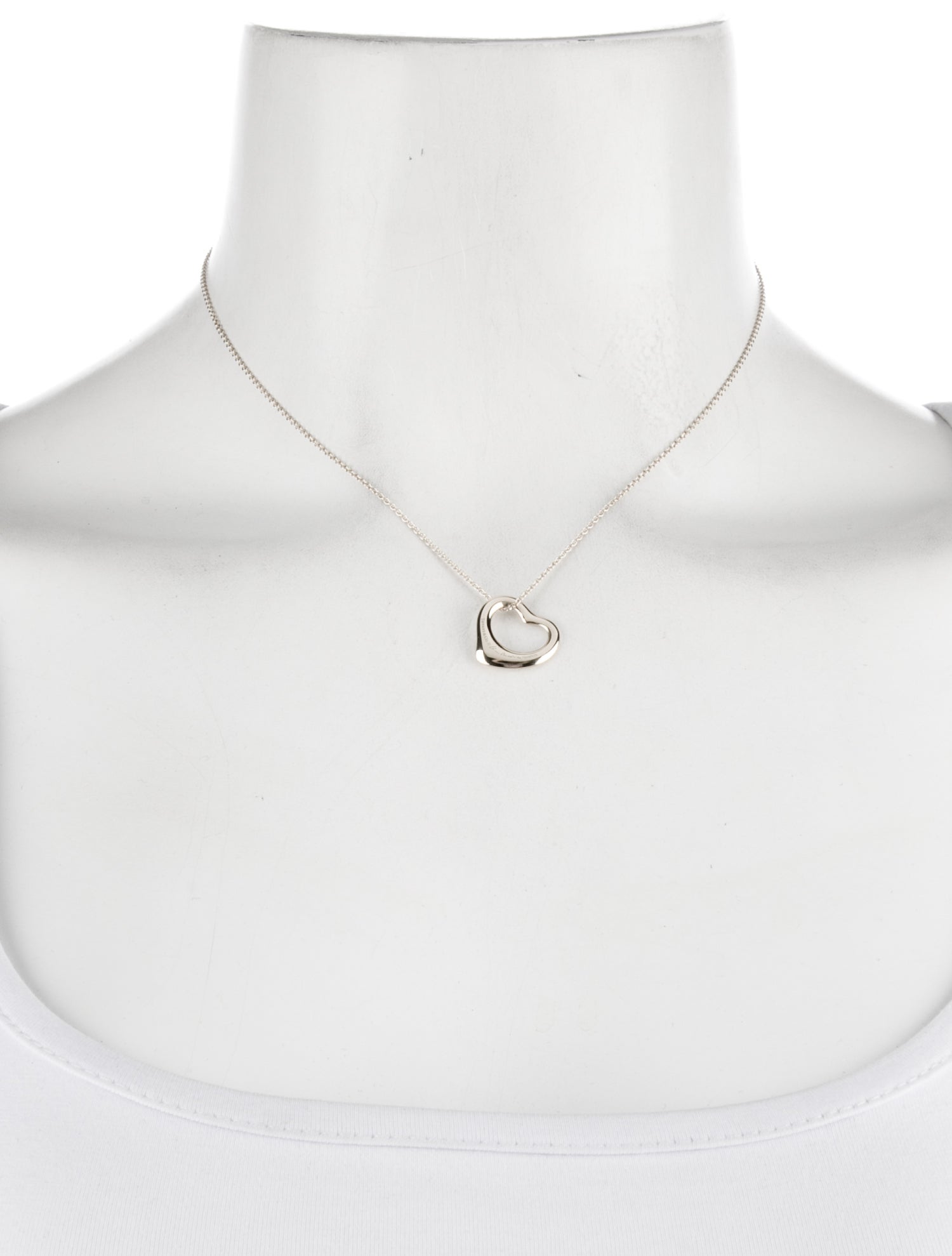 Tiffany & Co. 18K Open Heart Pendant Necklace - 18K Yellow Gold Pendant ...