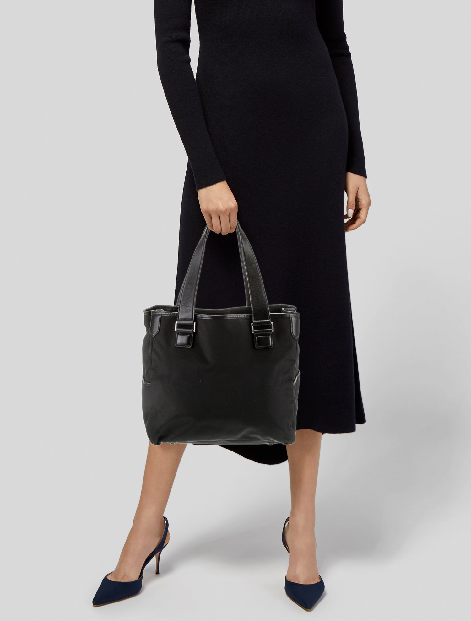 Yves Saint Laurent Rive Gauche Nylon Saint Laurent Muse - Black ...