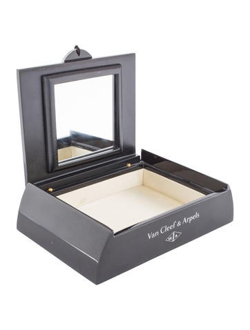 Van Cleef & Arpels Enamel Jewelry Box - Decor And Accessories ...