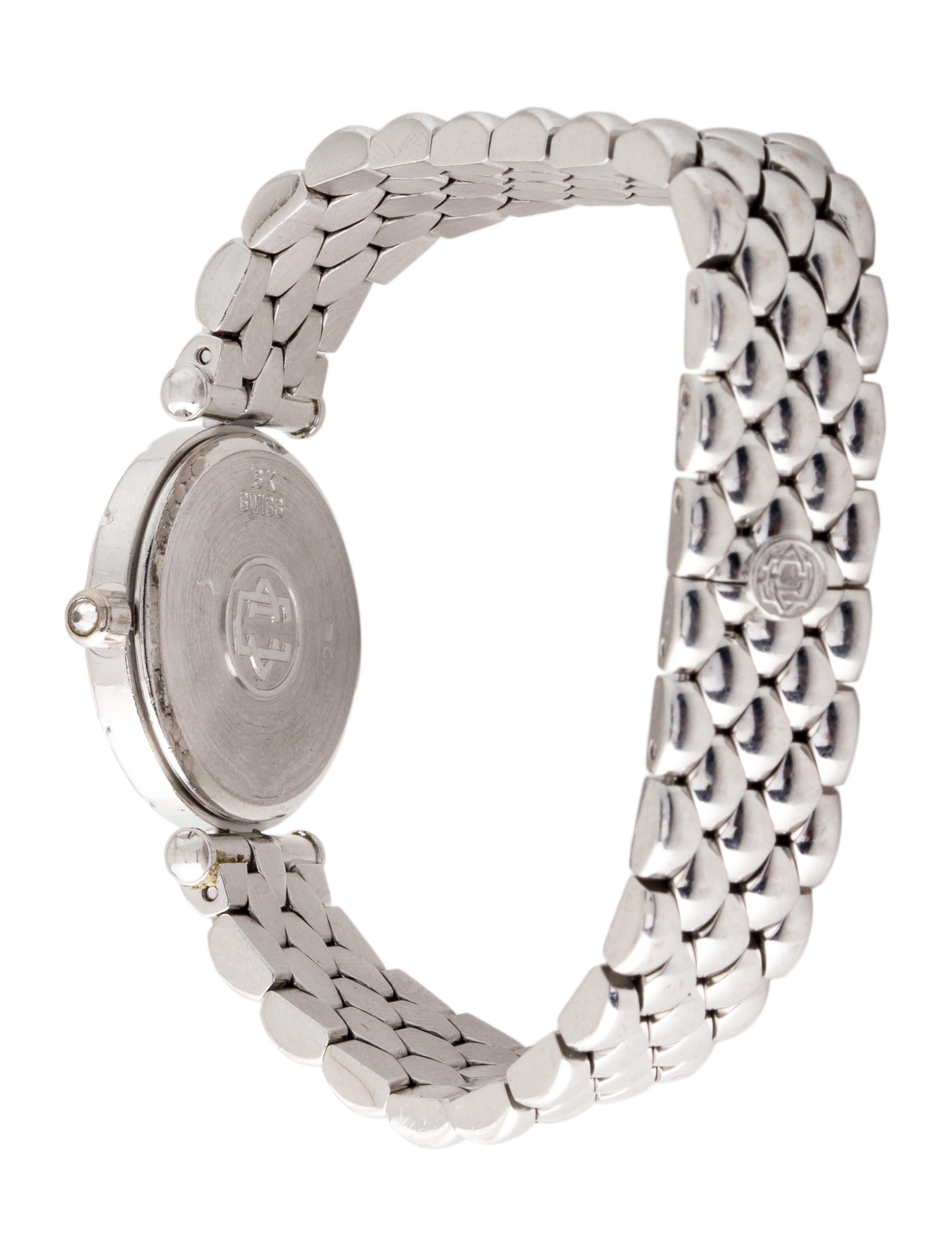 Van Cleef & Arpels Classique Watch - 322907 | The RealReal