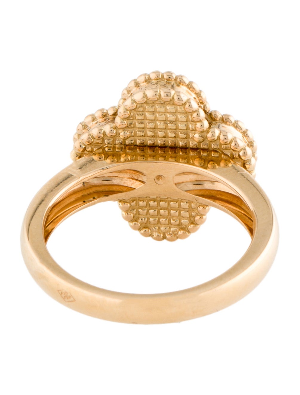 Van Cleef & Arpels Vintage Alhambra Ring - 18K Yellow Gold Cocktail ...