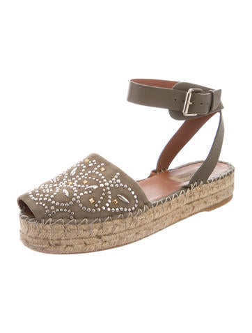 Valentino Shoes | The RealReal