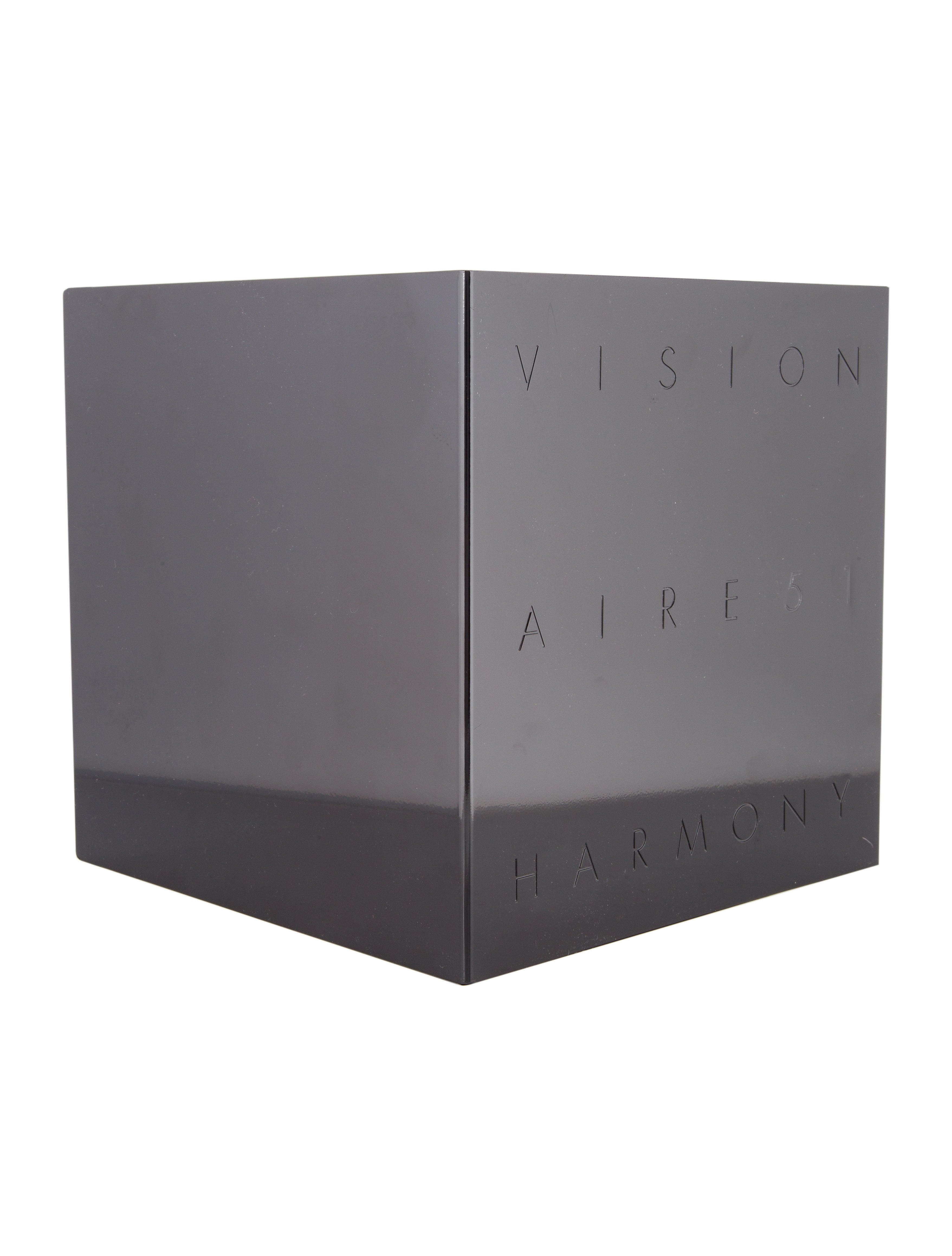 Visionaire | The RealReal