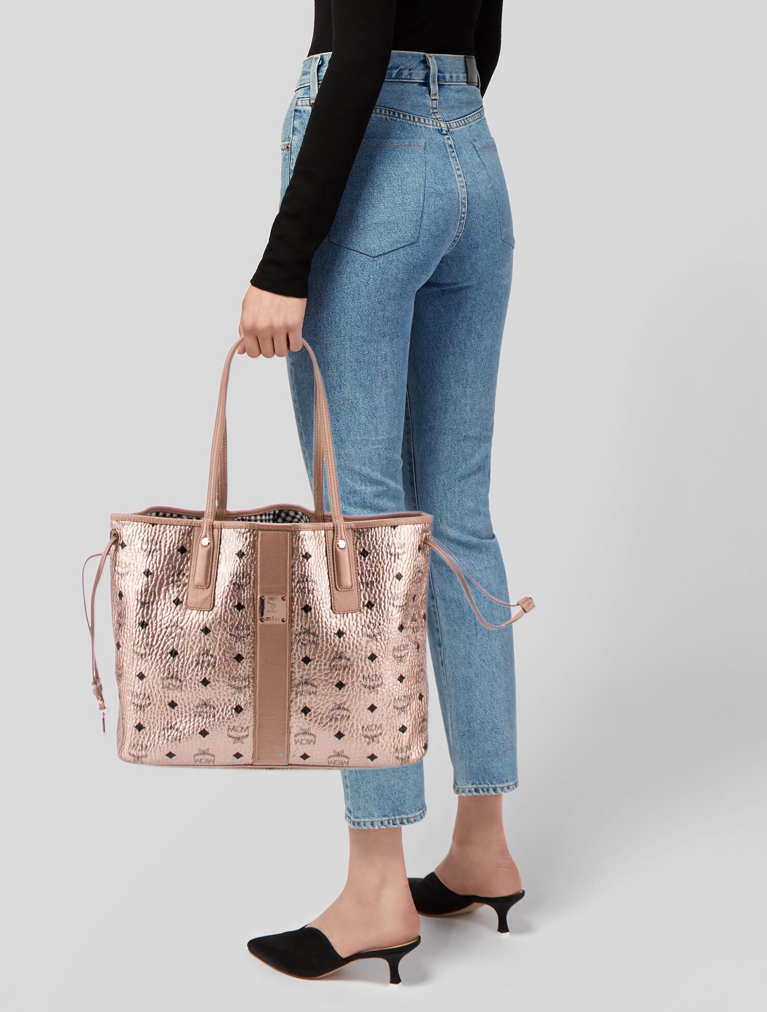 MCM Liz Reversible Visetos Tote - Pink Totes, Handbags - W3052016 | The ...