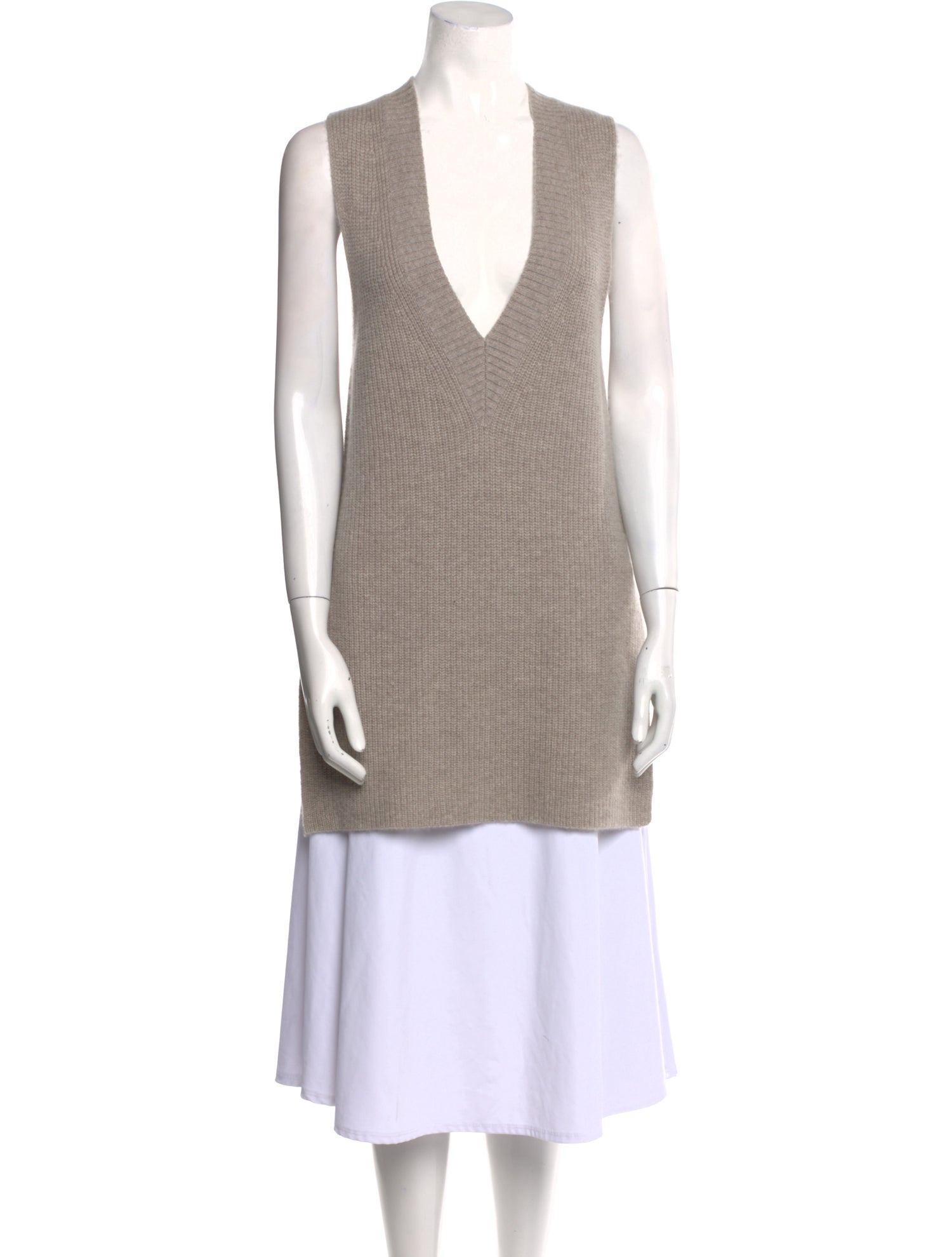 Allude Cashmere Plunge Neckline Sweater - Neutrals Knitwear, Clothing ...