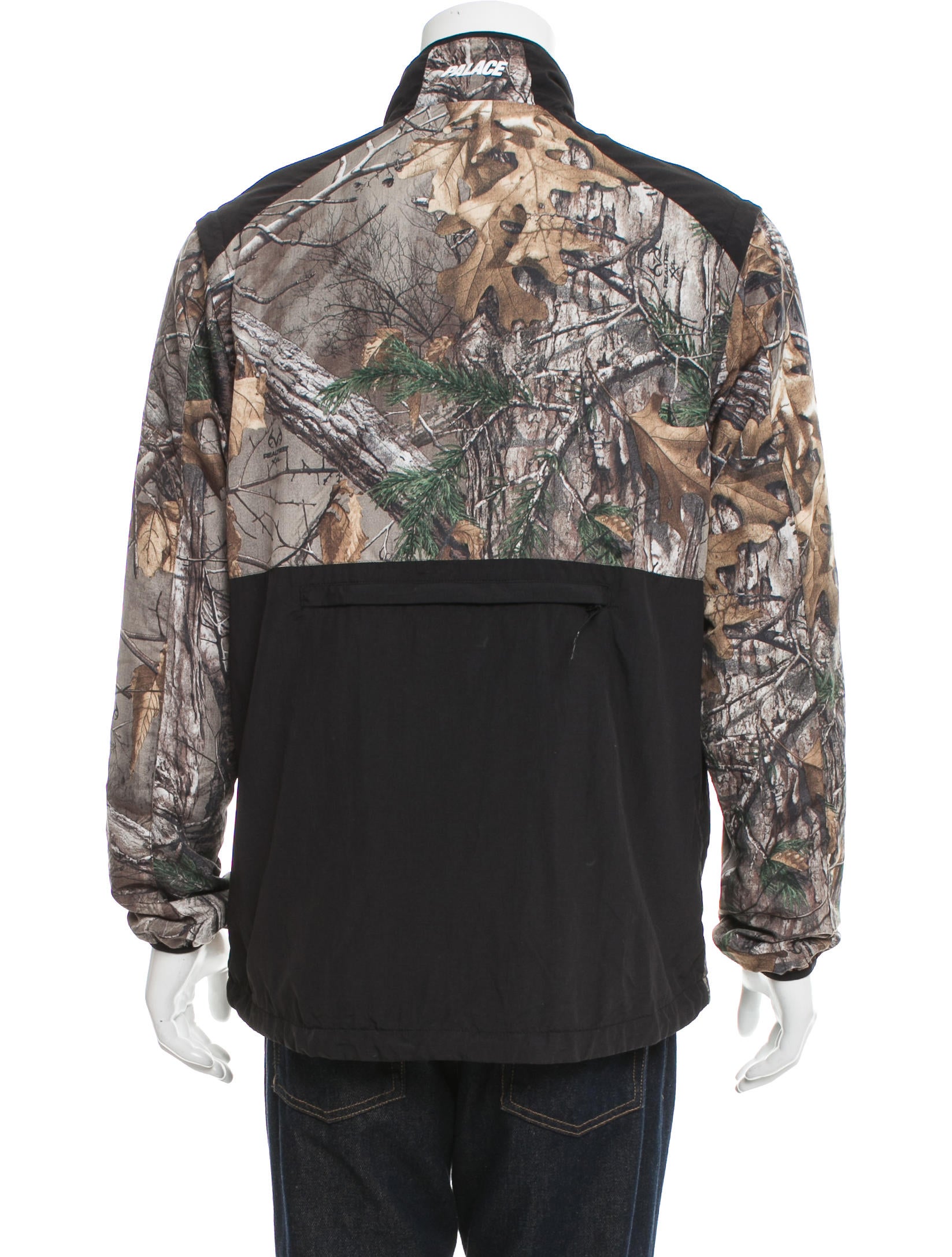 Palace Skateboards 2017 Real Tree Camo Nylon Jacket - Clothing ...