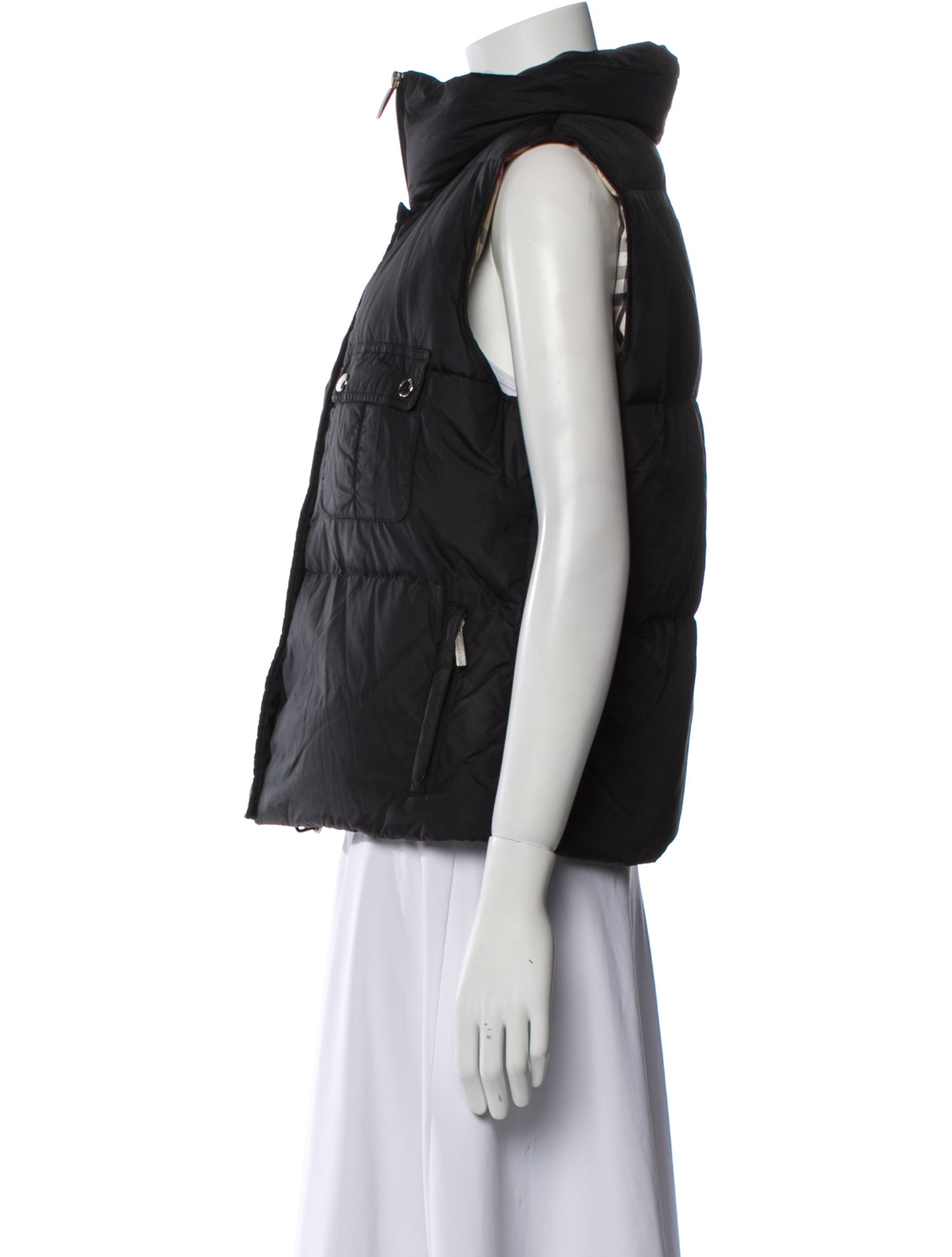 Burberry London Vest - Black Jackets, Clothing - WBURL176510 | The RealReal