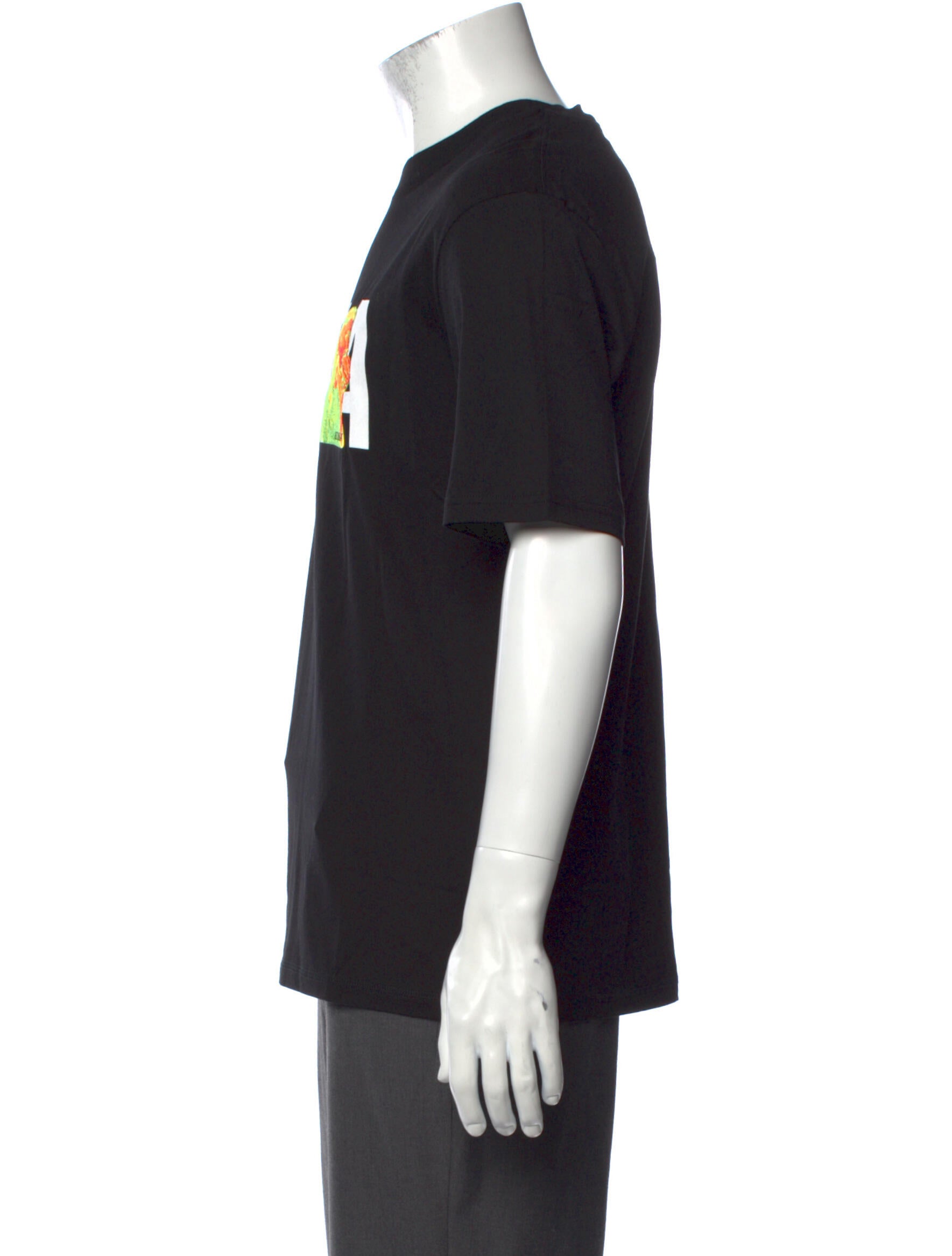 Juun.J Graphic Print Crew Neck T-Shirt - Black T-Shirts, Clothing ...