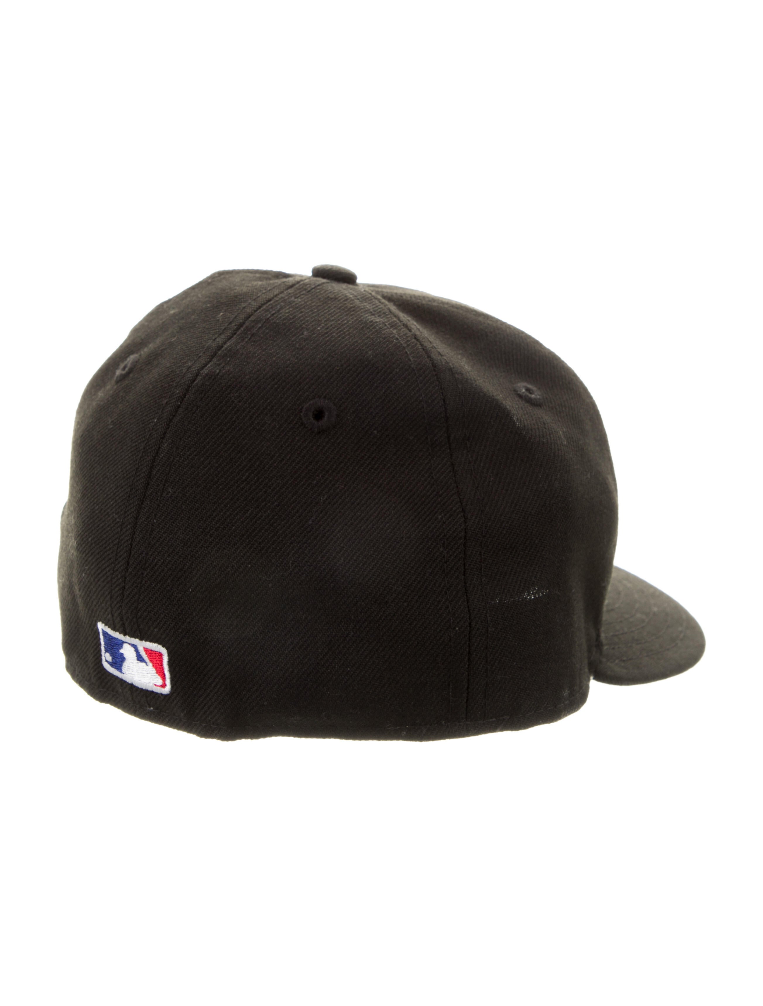 Essentials - Fear of God x New Era Fitted Baseball Cap - Black Hats ...