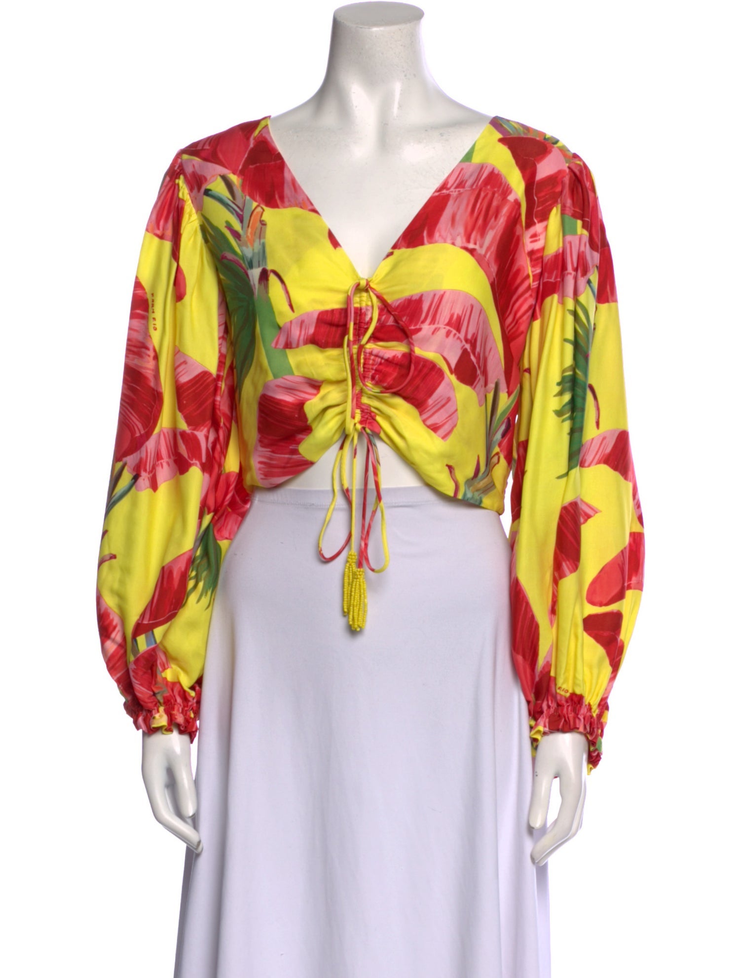 Farm Rio Floral Print V-Neck Crop Top w/ Tags - Yellow Tops, Clothing ...