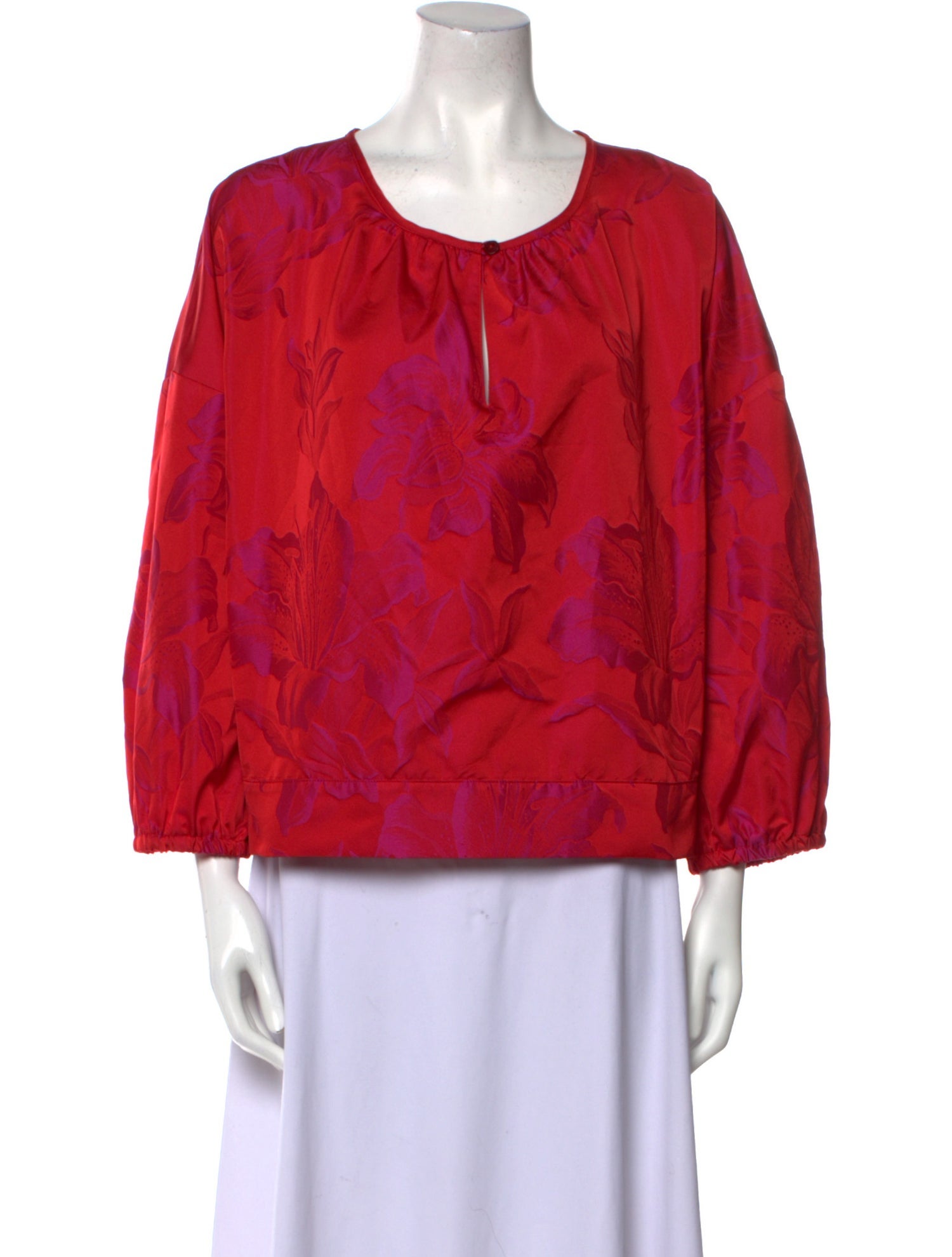 Finley Printed Scoop Neck Blouse w/ Tags - Red Tops, Clothing ...