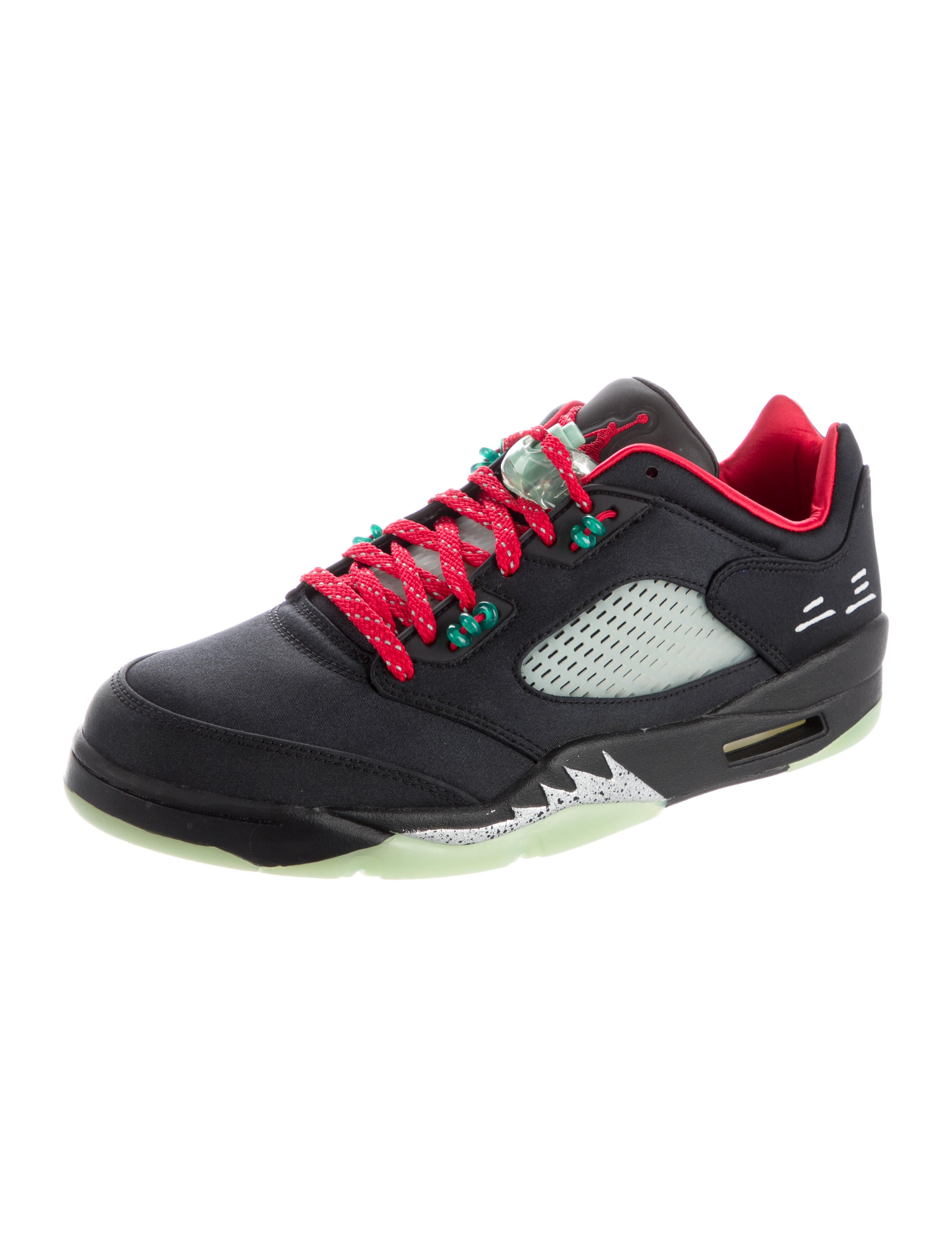 Jordan 5 Retro Low 'CLOT Jade' Sneakers w/ Tags - Black Sneakers, Shoes ...