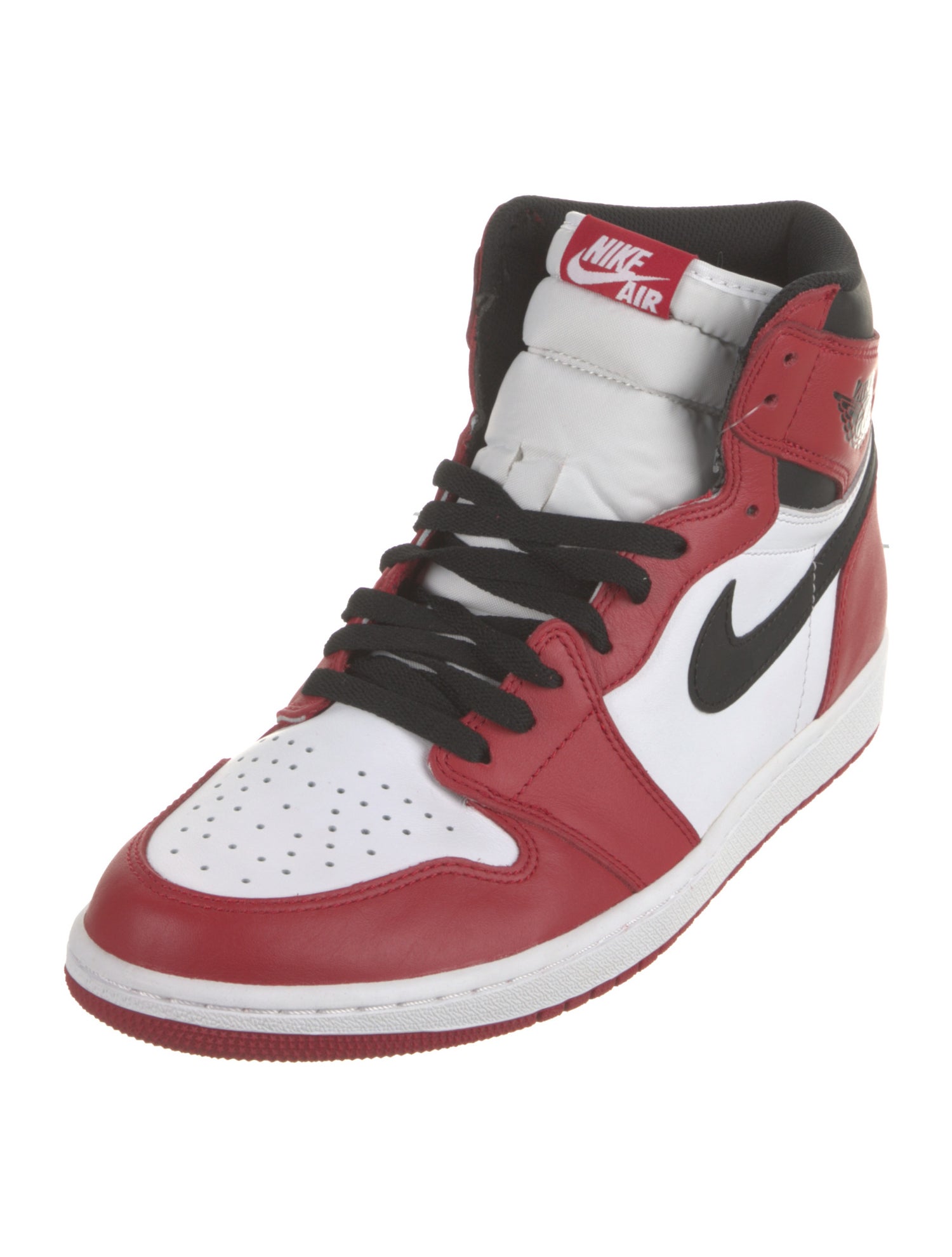 Jordan 1 Retro High OG Chicago Sneakers w/ Tags - Red Sneakers, Shoes ...