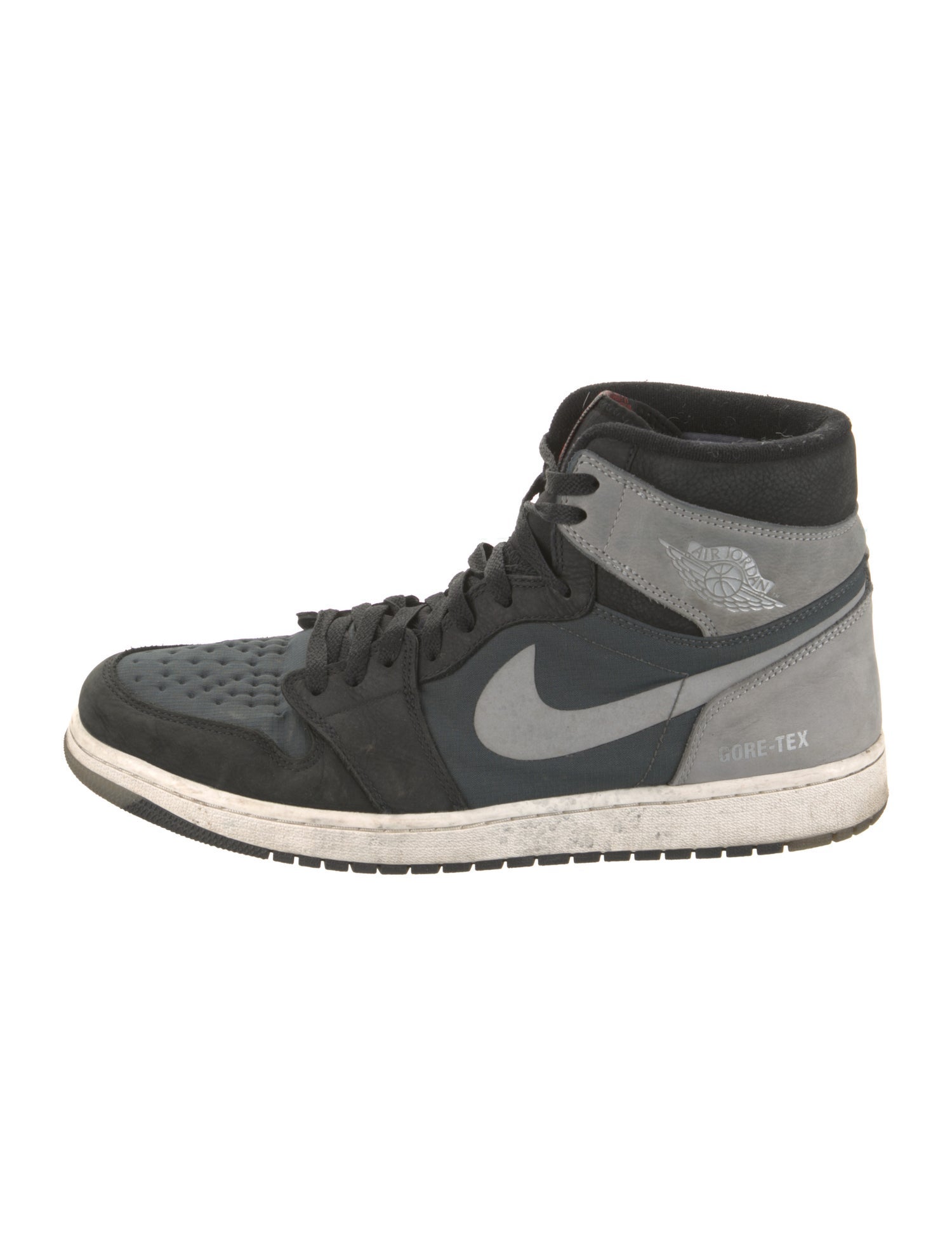 Jordan 1 Retro High Element 'Gore-Tex Black Particle Grey' Sneakers ...