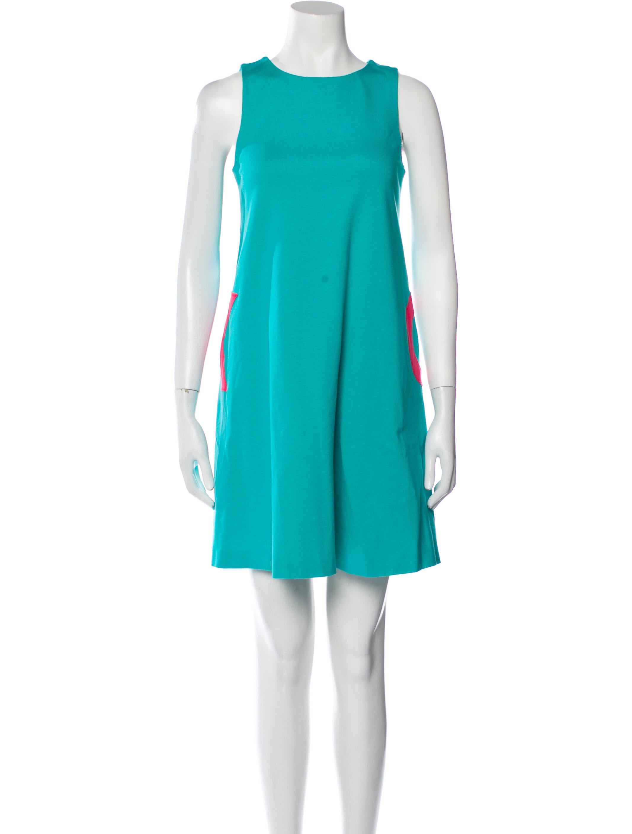 Lisa Perry | The RealReal