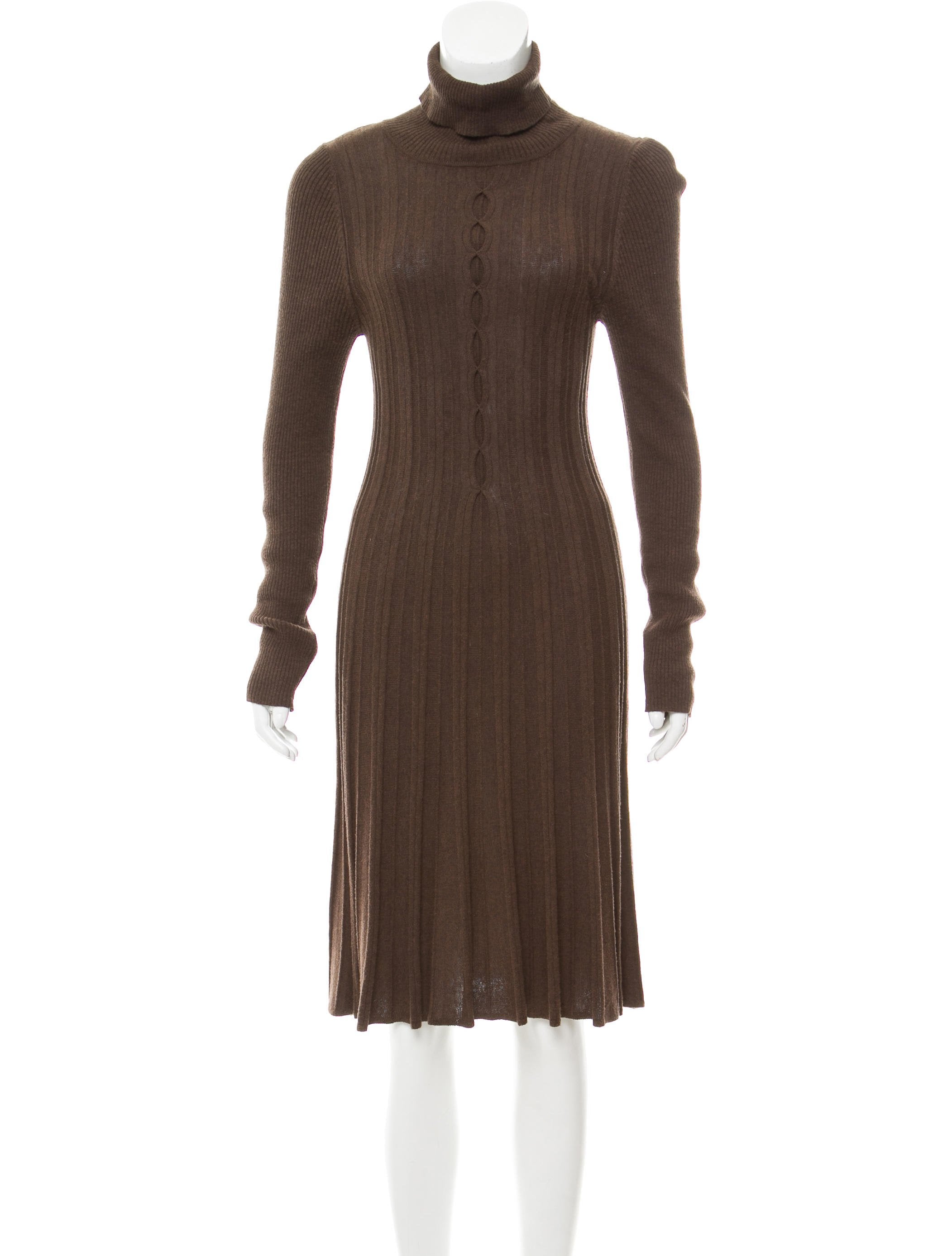 Max Studio | The RealReal