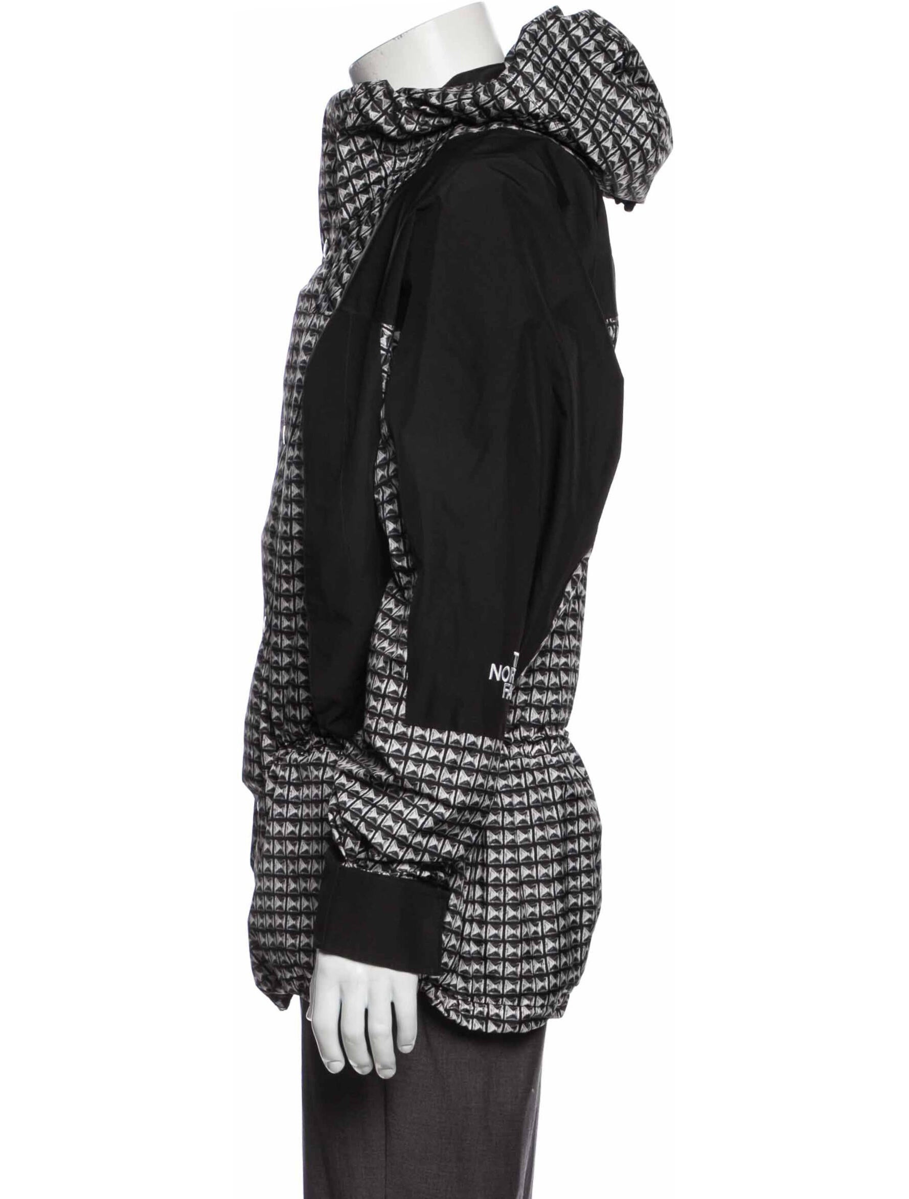 The North Face x Supreme 2021 Studded Mountain Light Parka - Black ...