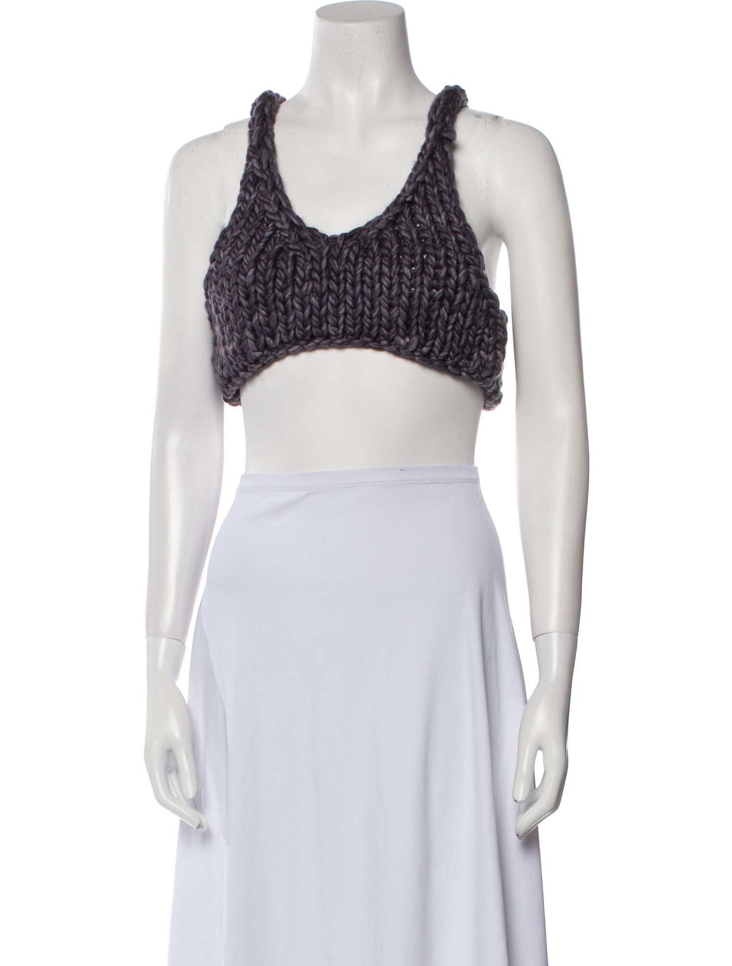 Nia Thomas | The RealReal