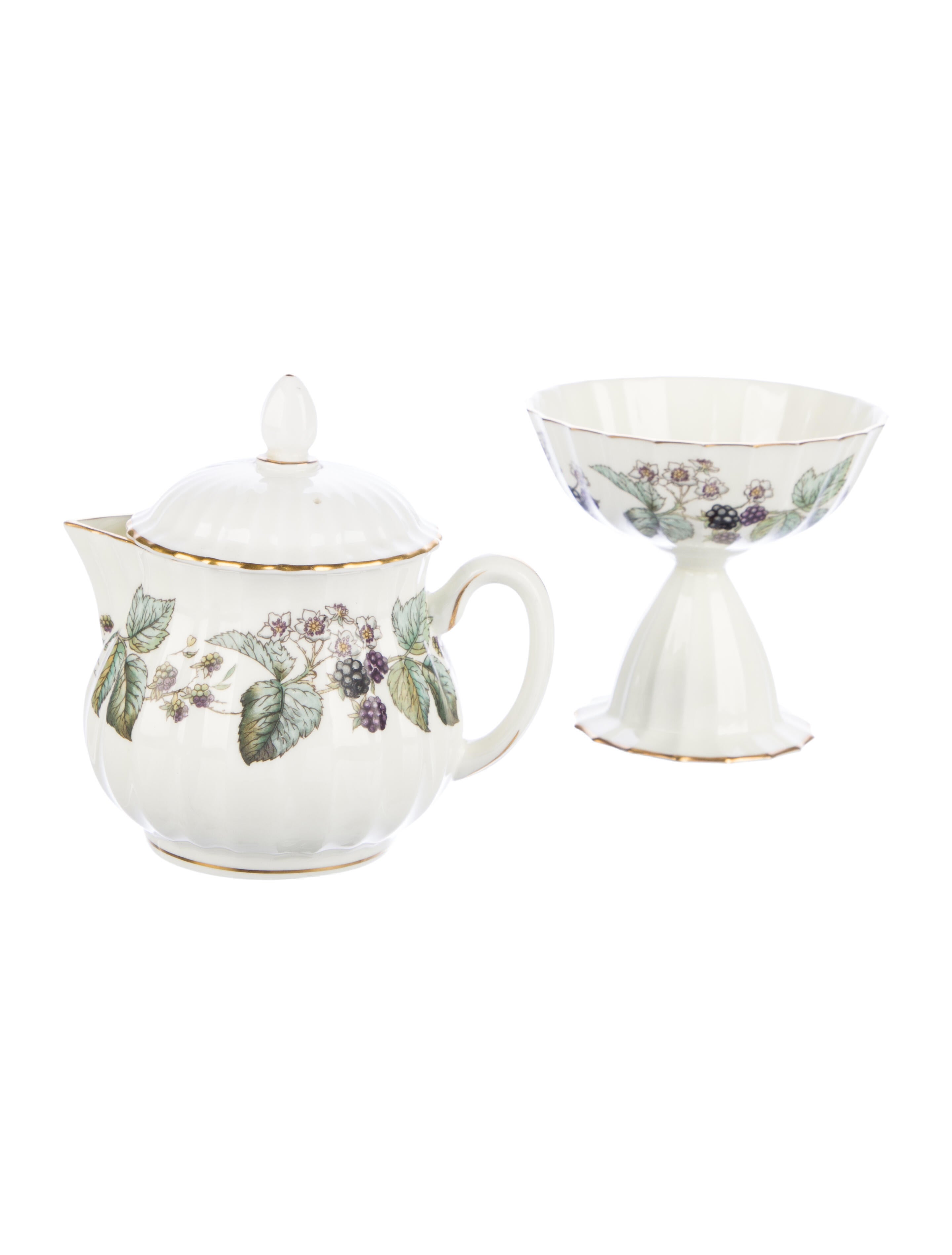 Royal Worcester 70 - Piece Lavinia Tableware Set - Green, 70 pieces ...