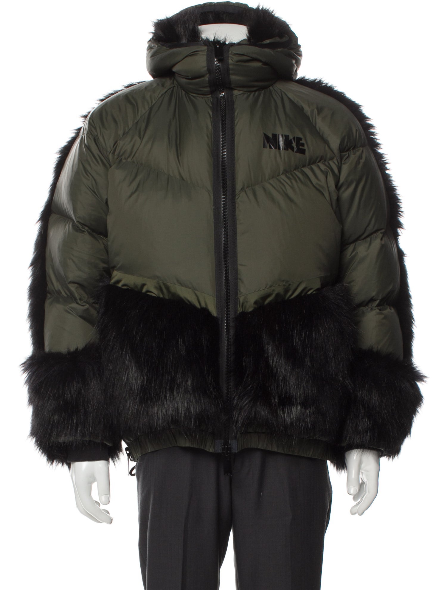 Sacai x Nike Colorblock Pattern Puffer Coat - Green Outerwear, Clothing ...