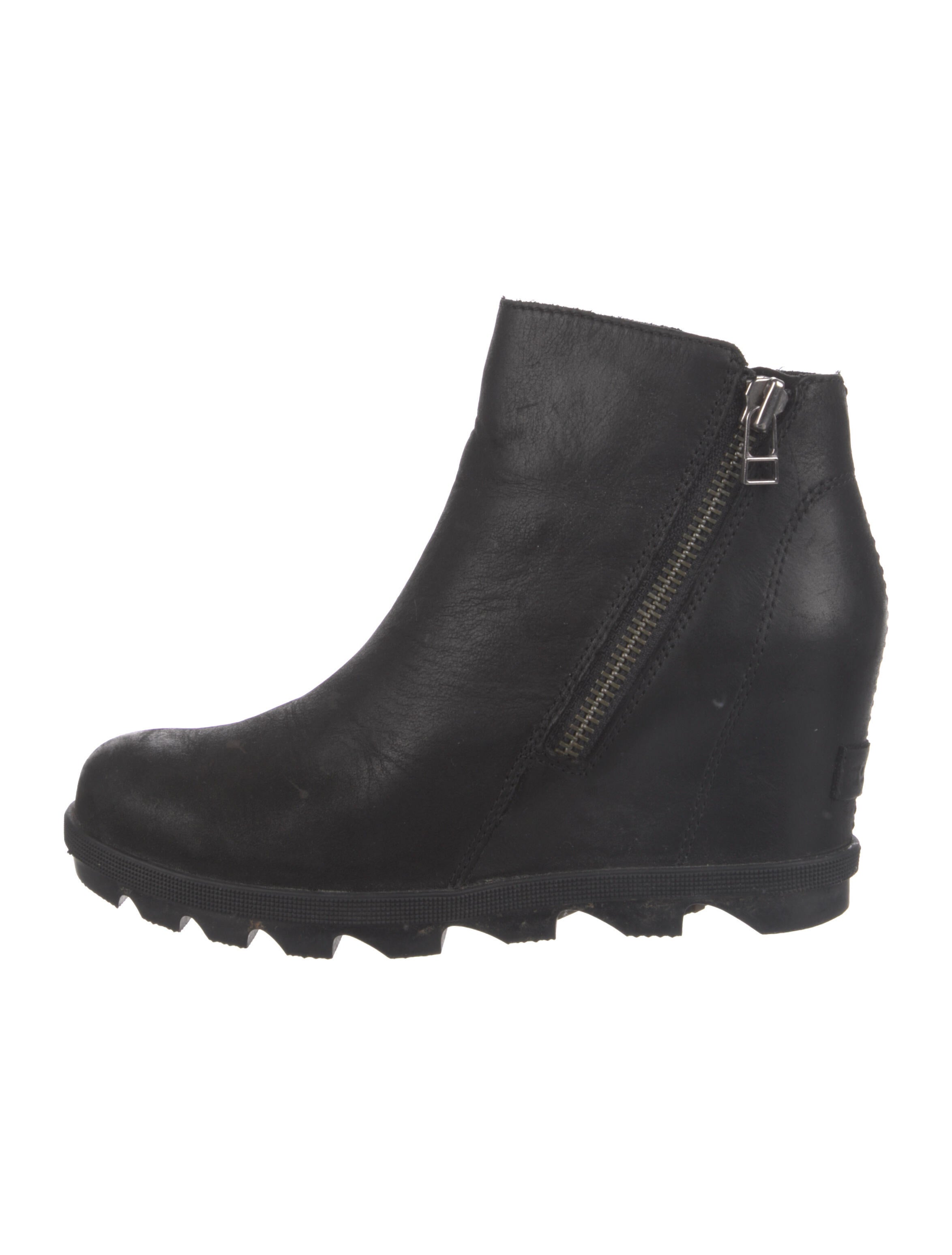 Sorel Suede Boots - Black Boots, Shoes - WSORL31029 | The RealReal