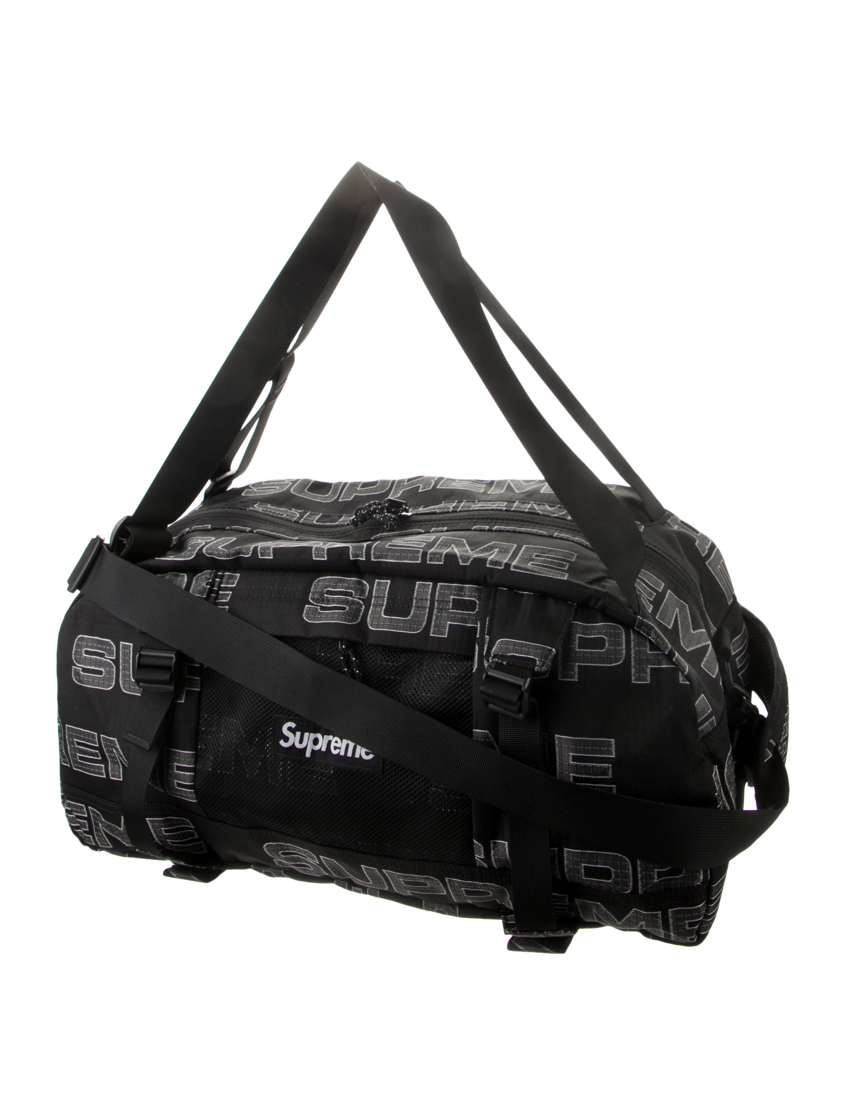 Supreme 2017 Box Logo Duffle Bag w/ Tags - Black Weekenders, Bags ...