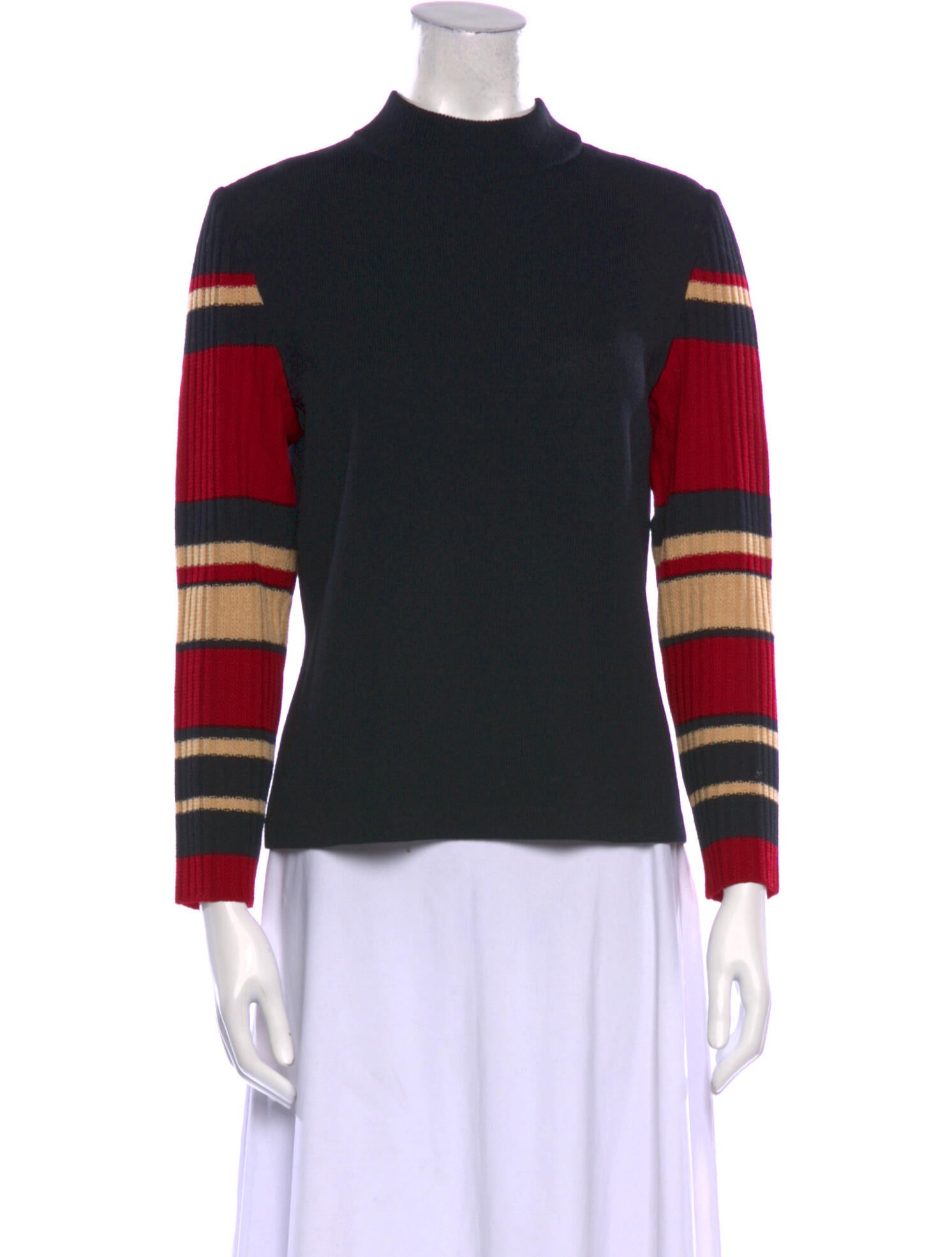 St. John Sport Sweater - Red Knitwear, Clothing - WSTJS26901 | The RealReal