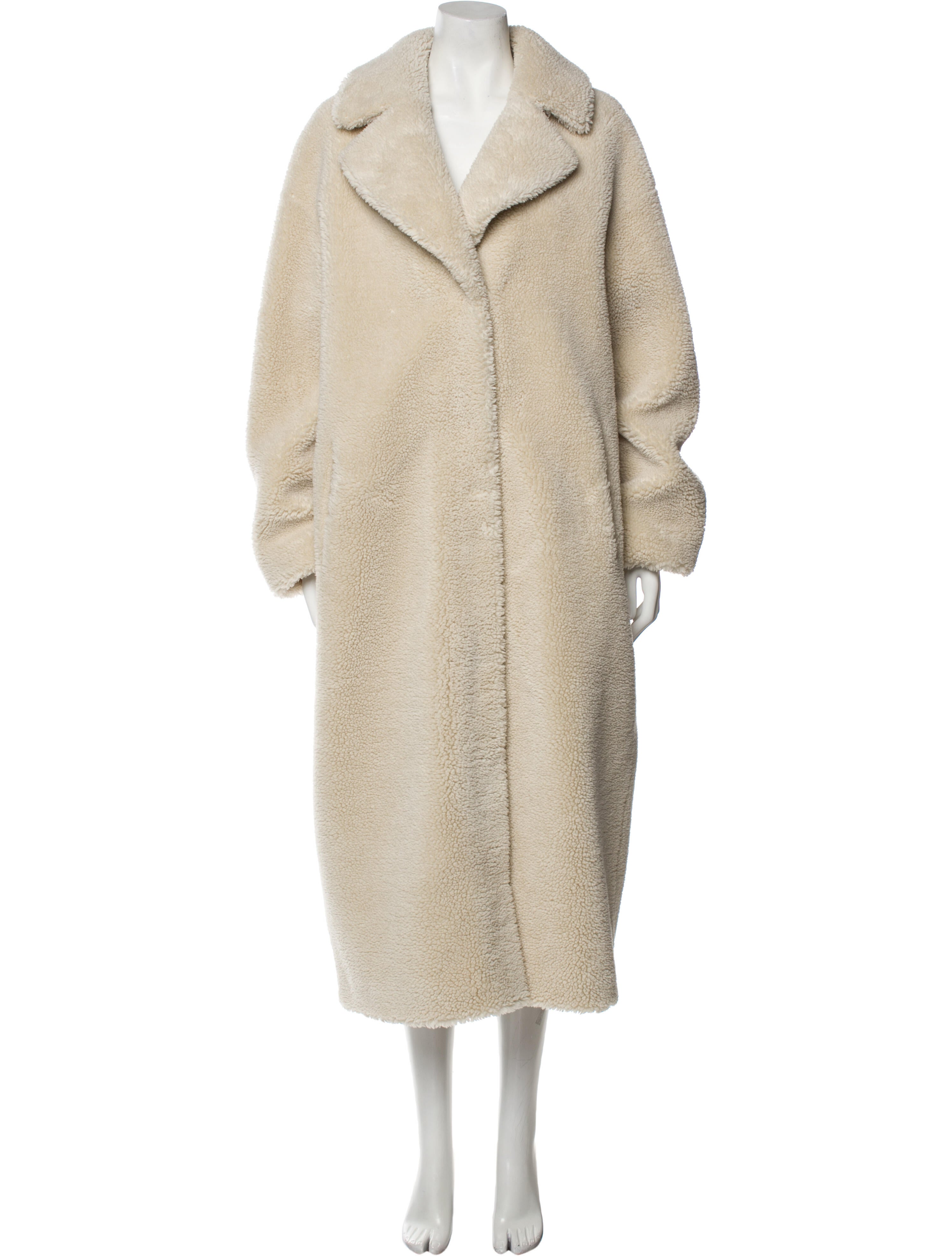 STAND STUDIO | The RealReal