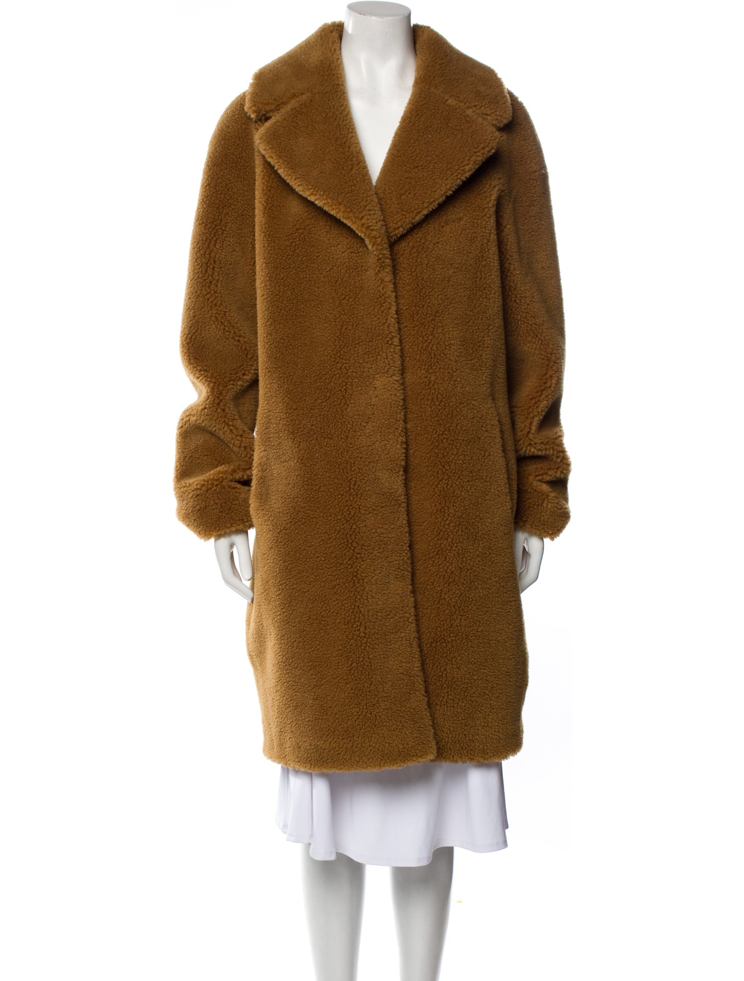 STAND STUDIO | The RealReal