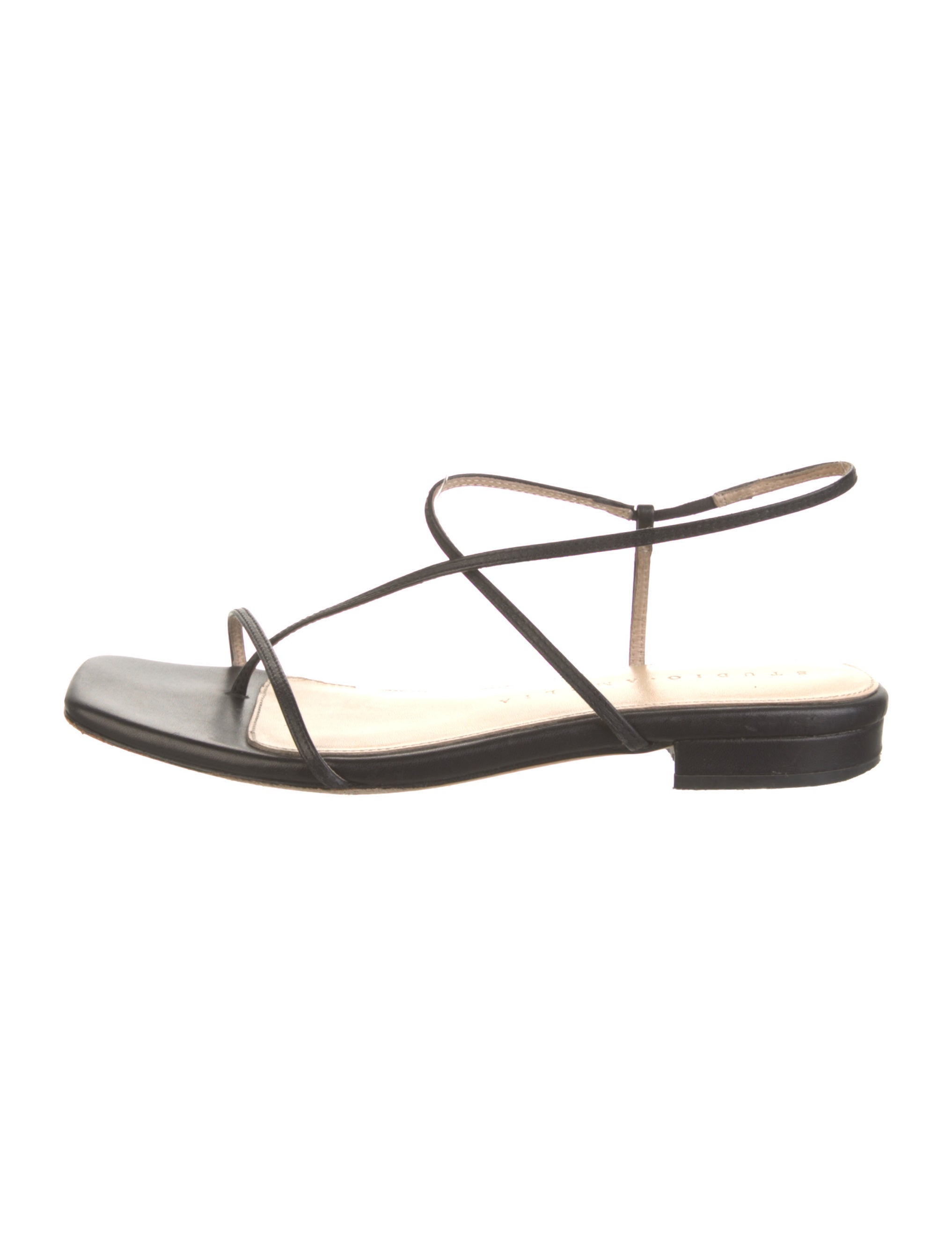 Studio Amelia | The RealReal