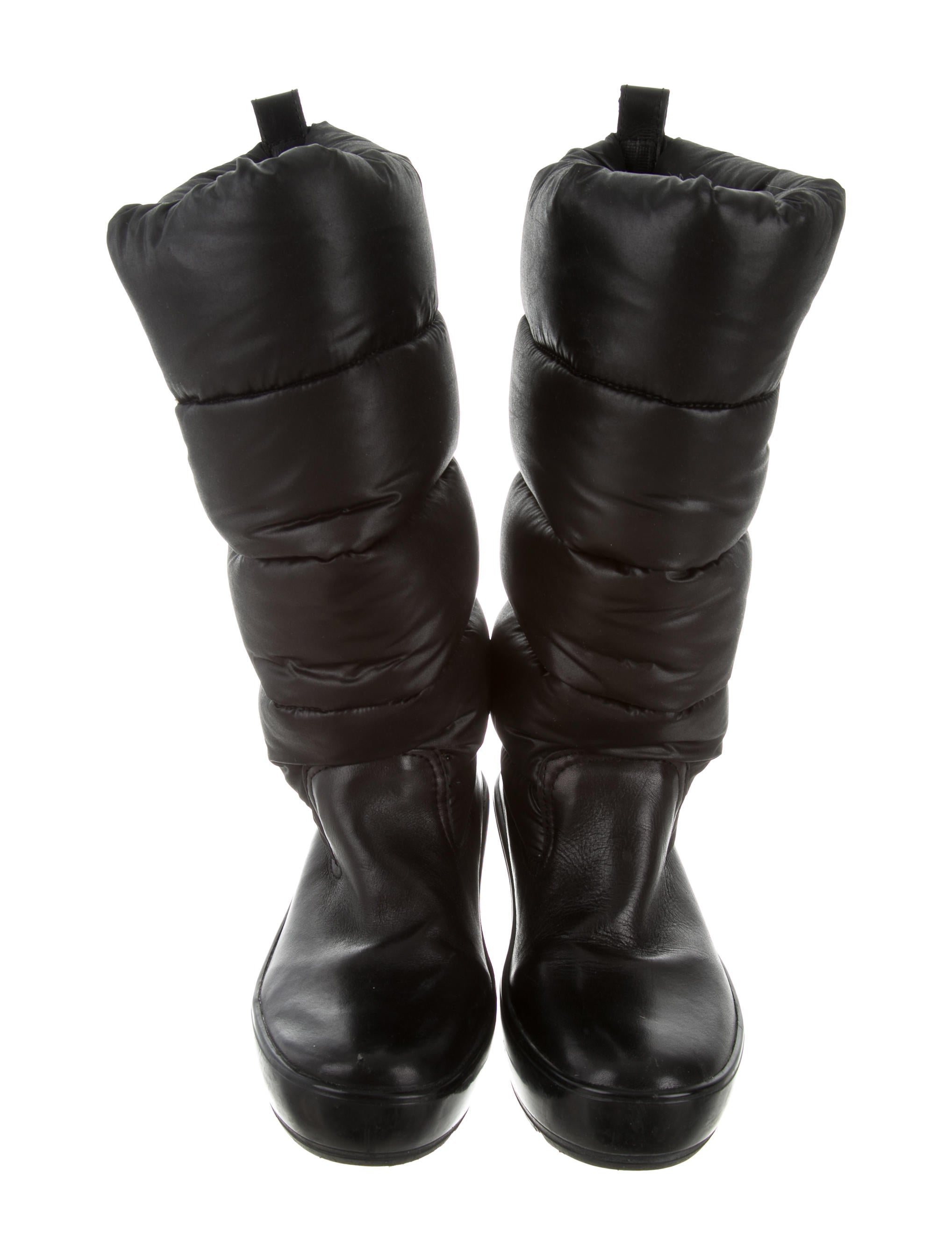 Tory Burch Puffer Snow Boots - Shoes - WTO109175 | The RealReal