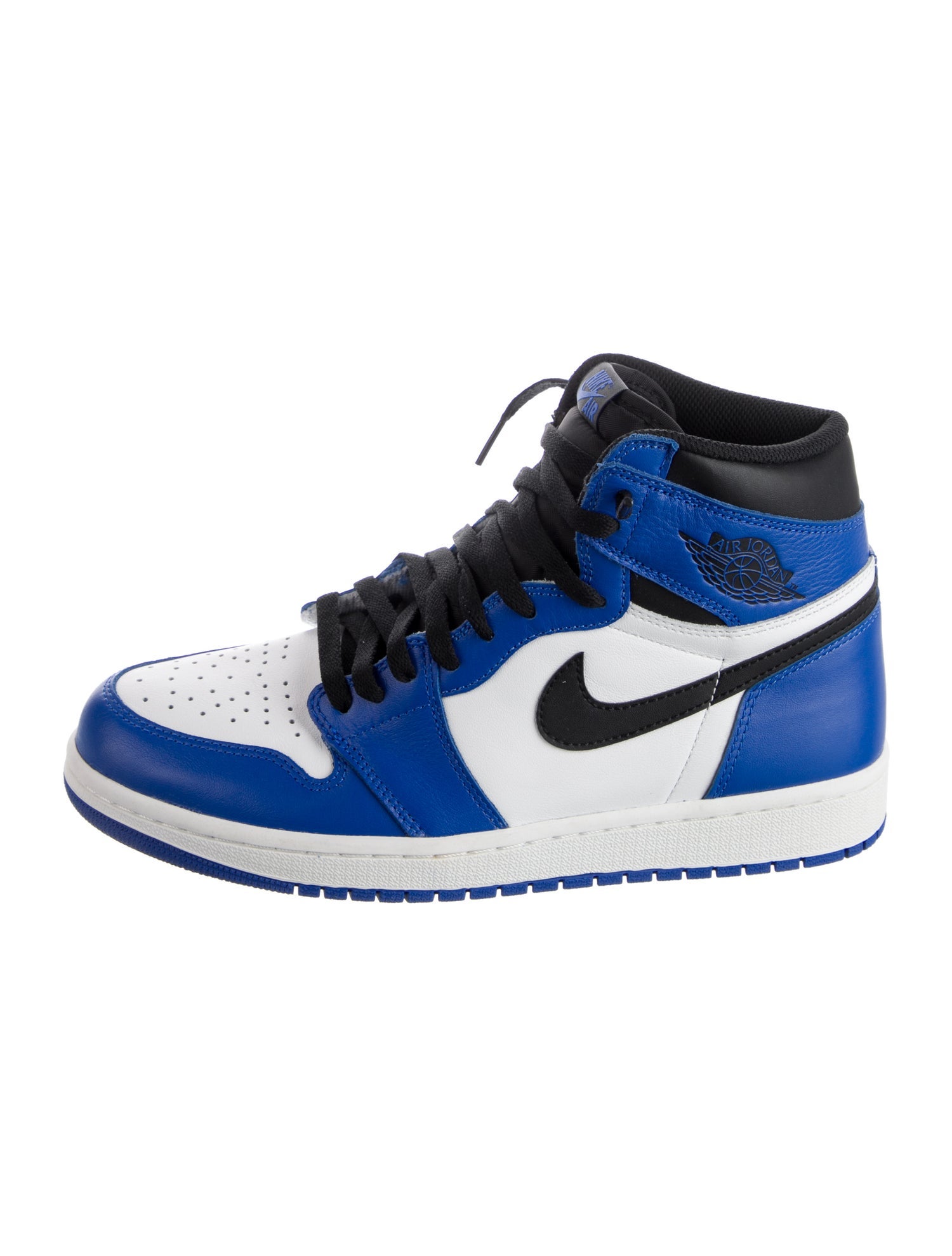 Nike Leather Colorblock Pattern Sneakers - Black Sneakers, Shoes ...
