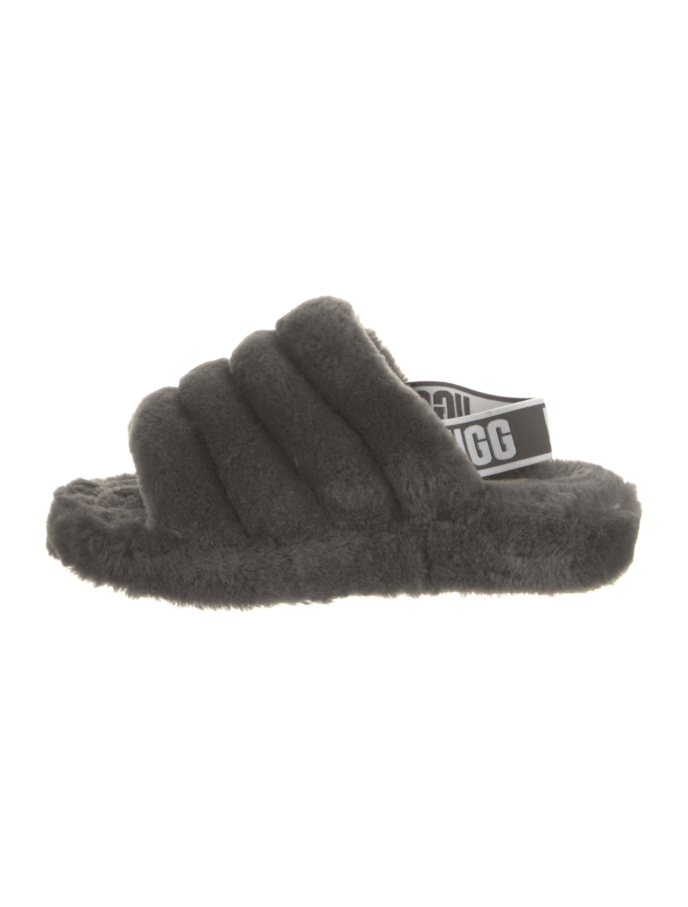 UGG Fur Fur Trim Sandals - Grey Sandals, Shoes - WUUGG94946 | The RealReal