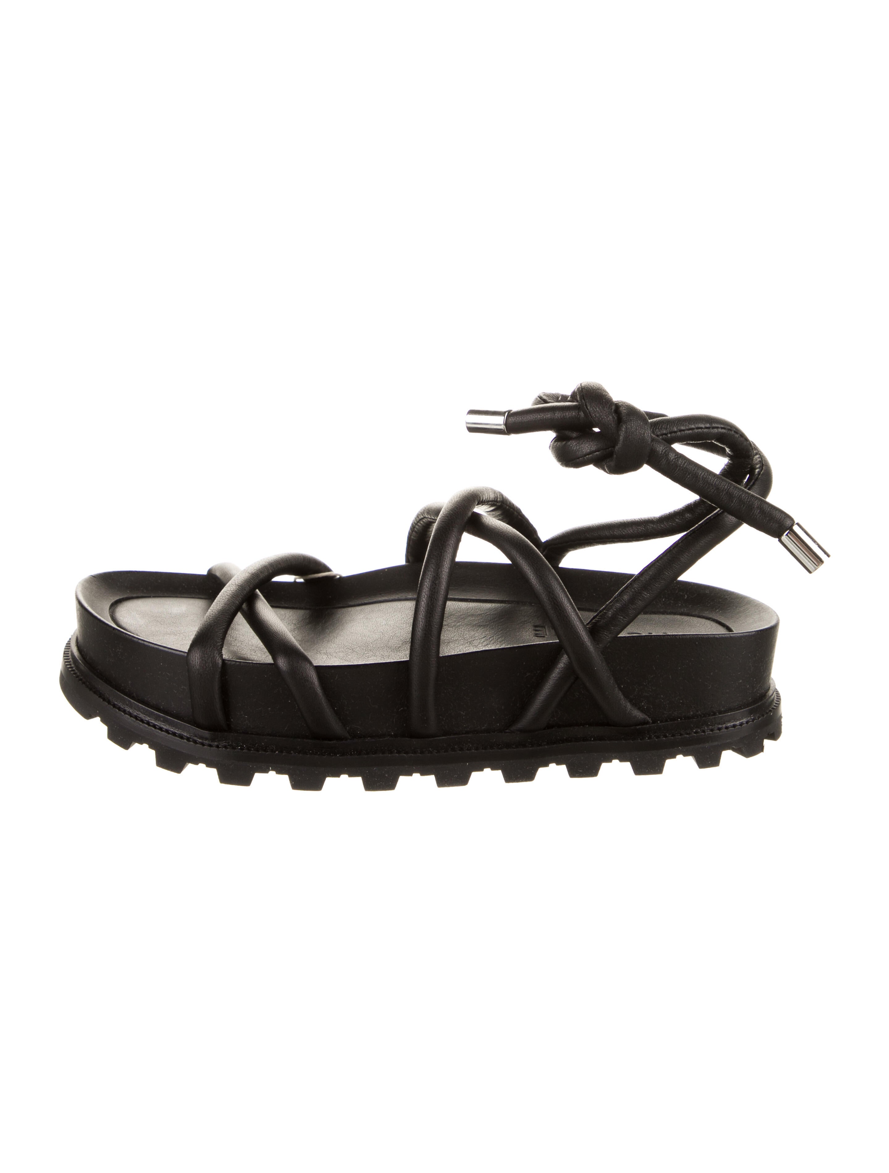 Vic Matie | The RealReal